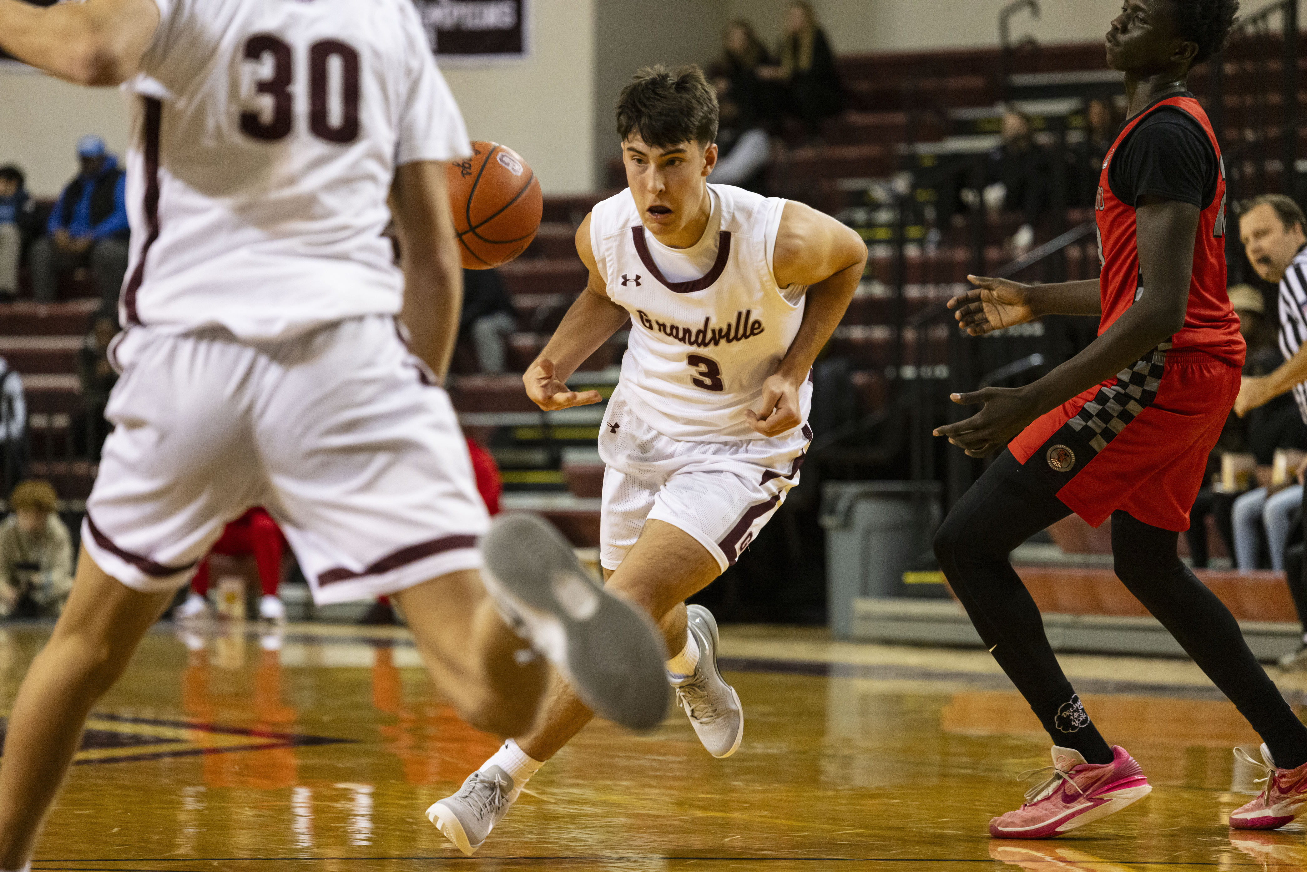 Grandville hosts East Kentwood in high school boys basketball - mlive.com