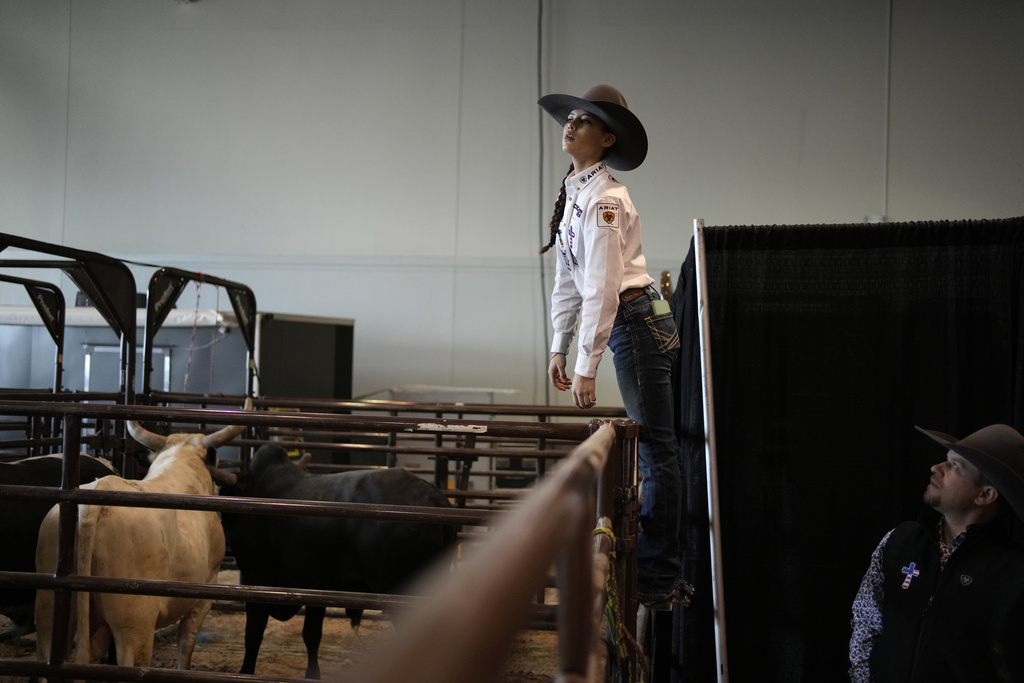 Teenage bull rider - oregonlive.com