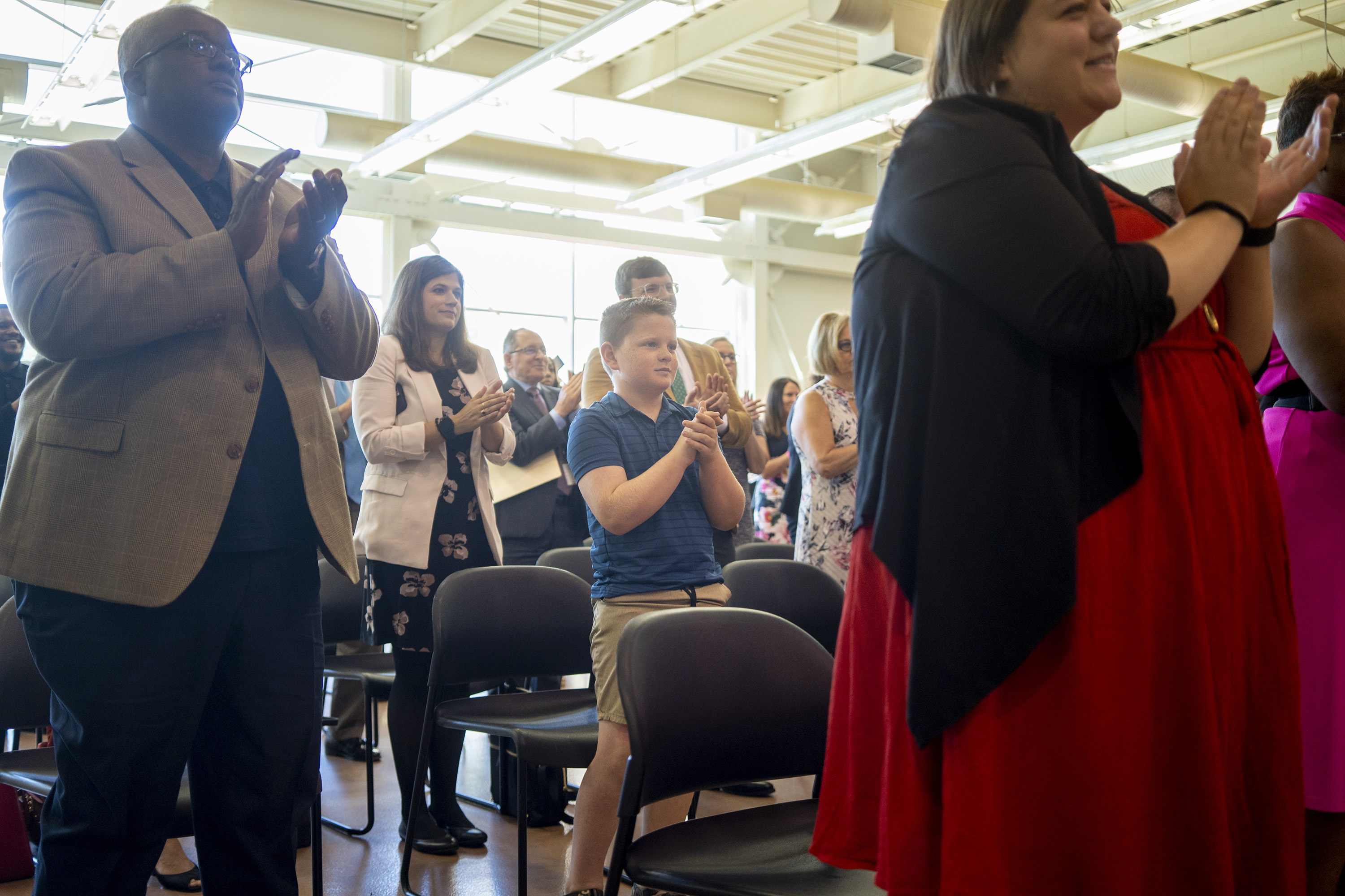 Gov. Gretchen Whitmer signs the state's education budget at Mott ...