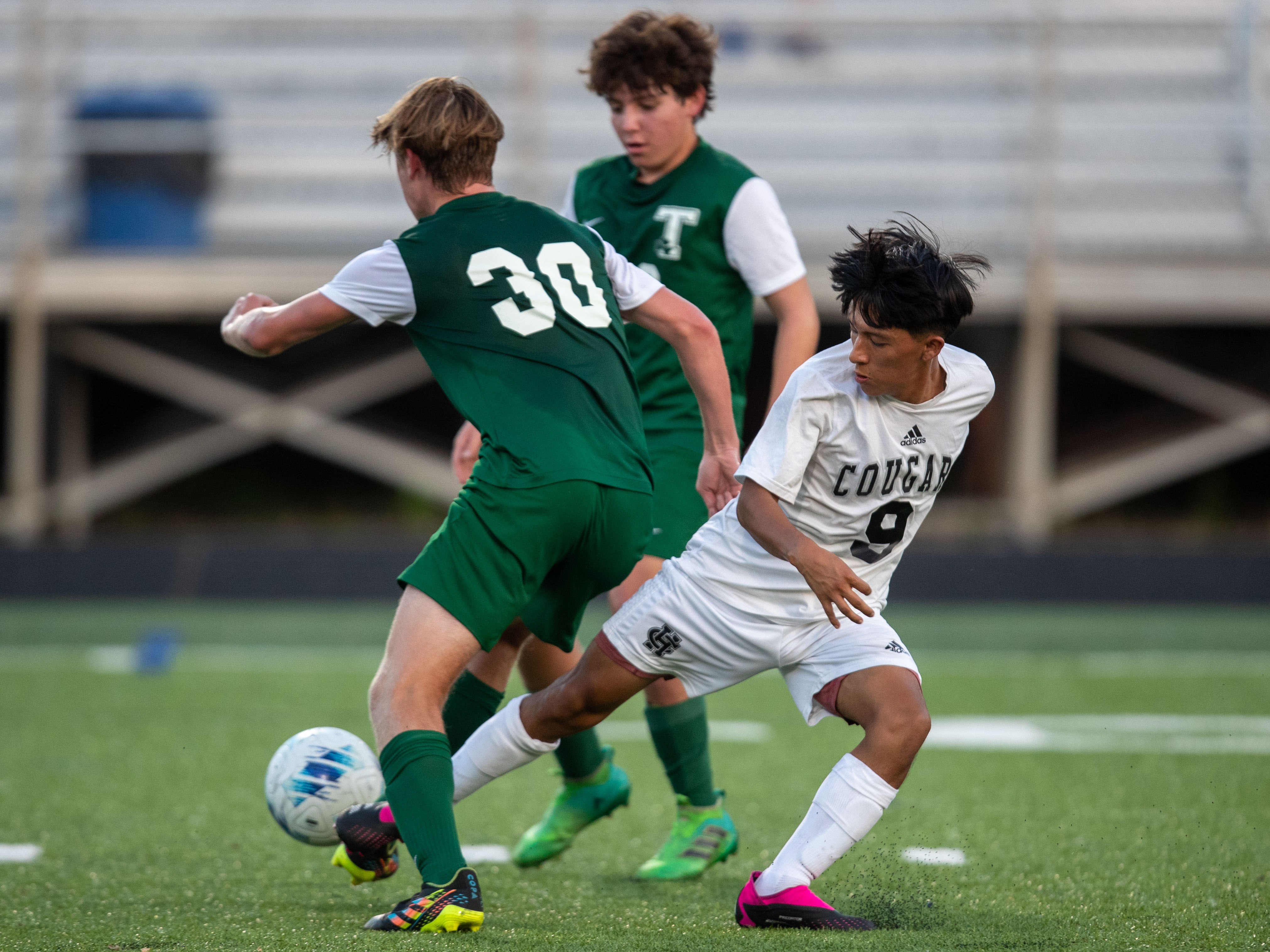 Trinity defeats Harrisburg, 5-3, in boys soccer matchup - pennlive.com
