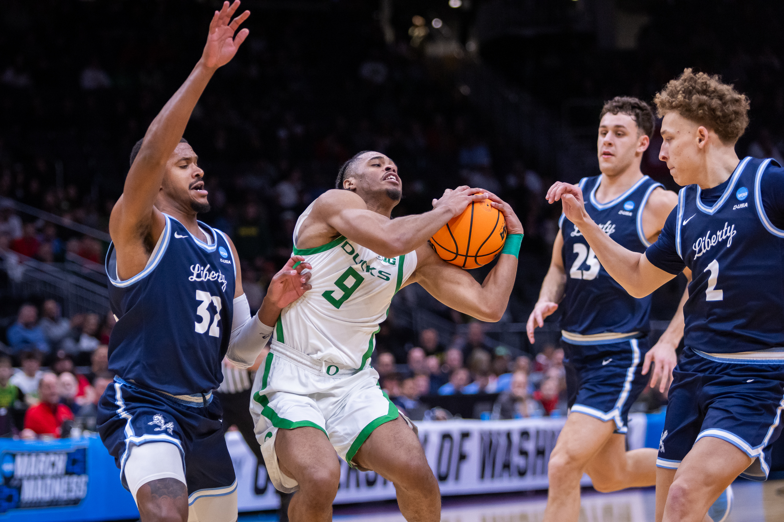 Oregon Ducks vs. Liberty Flames in men's NCAA Tournament - oregonlive.com