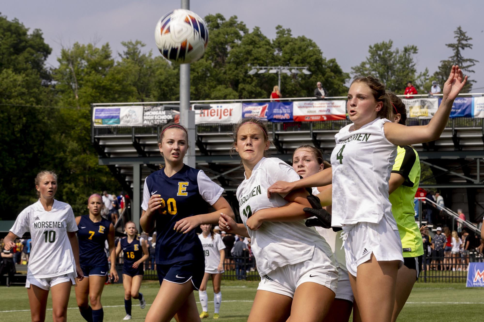 Grosse Pointe North defeats East Grand Rapids 3-2 after OT, shootout ...