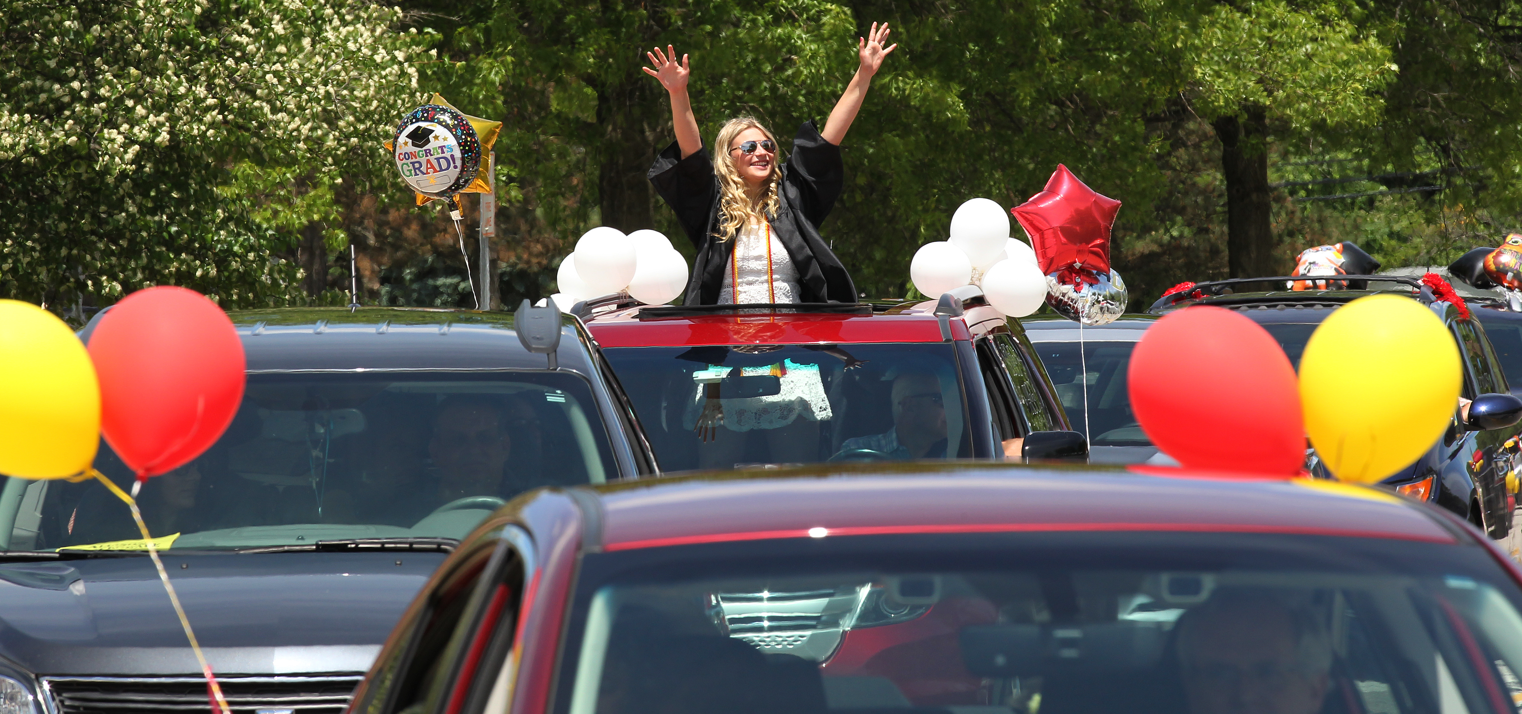 Brecksville-Broadview Heights High School honors their 2020 graduates ...