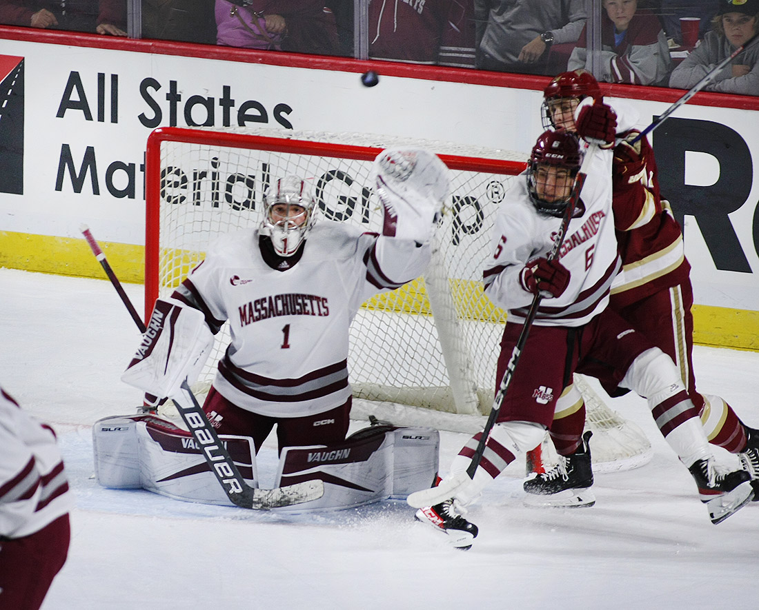UMass Hockey vs Denver 10/15/22 - masslive.com