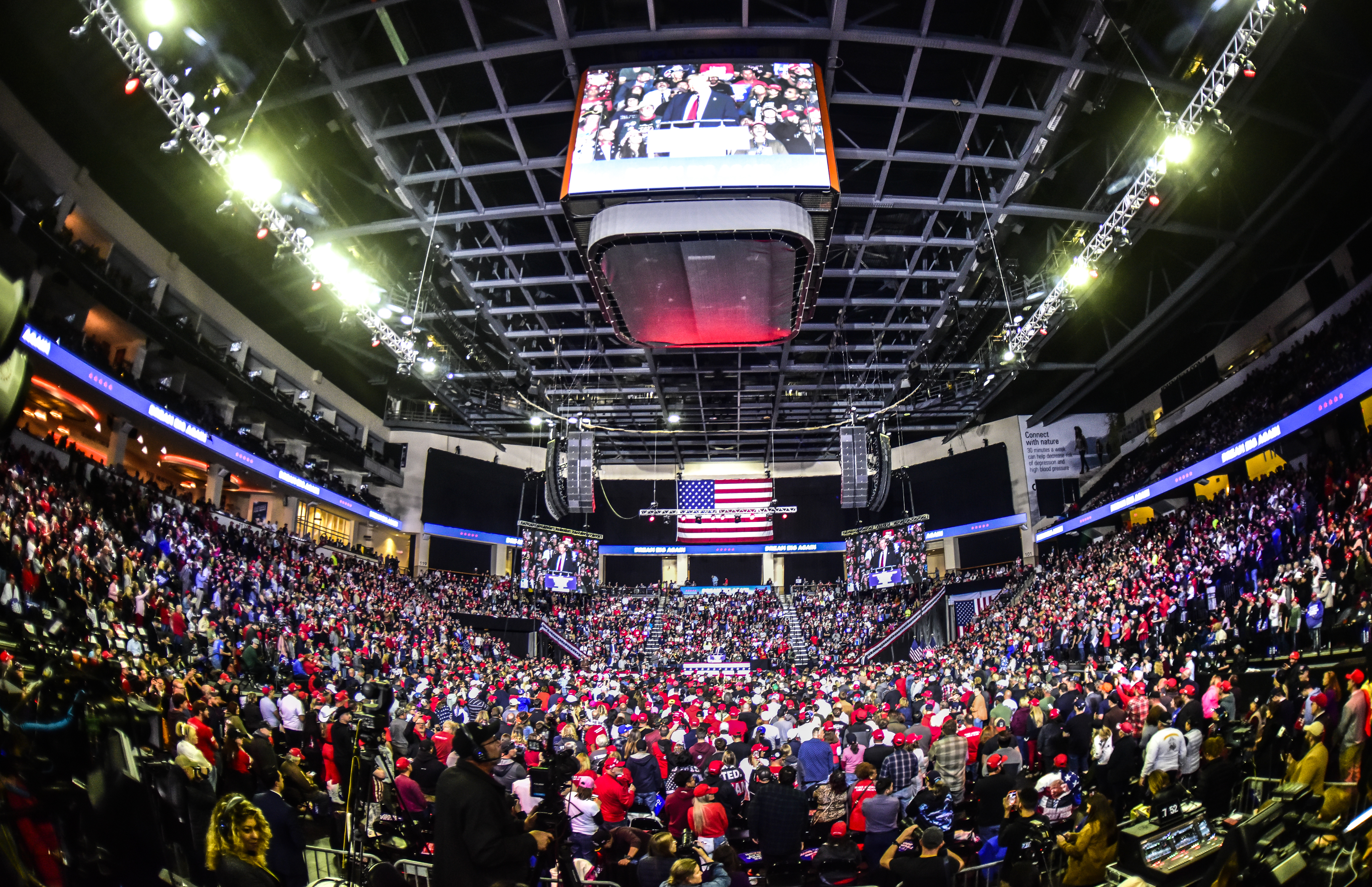 Former President Donald Trump hosts campaign rally in Allentown ...