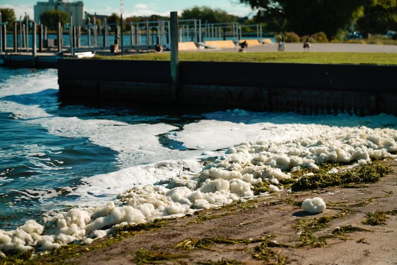 Testing finds PFAS in Muskegon Lake foam - mlive.com