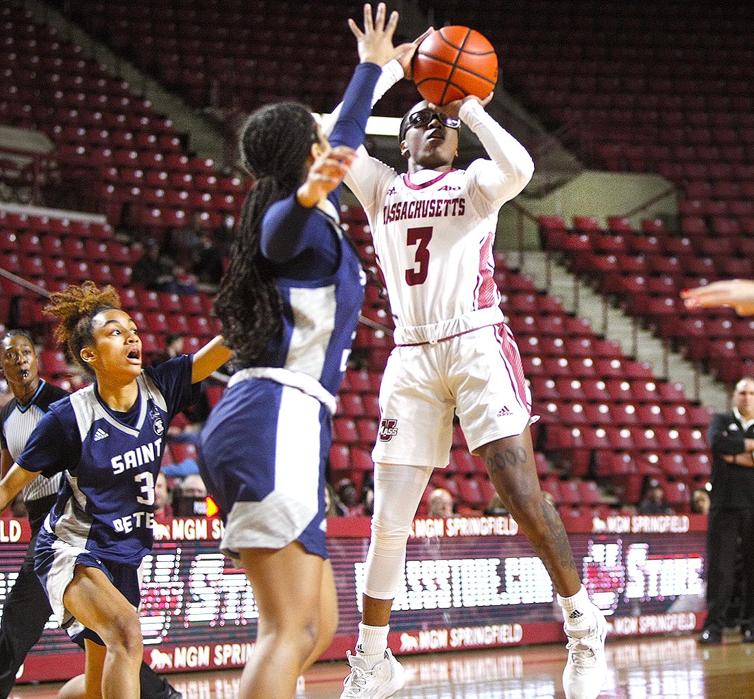 UMass Women's Basketball vs Saint Peter's 12/21/22 - masslive.com