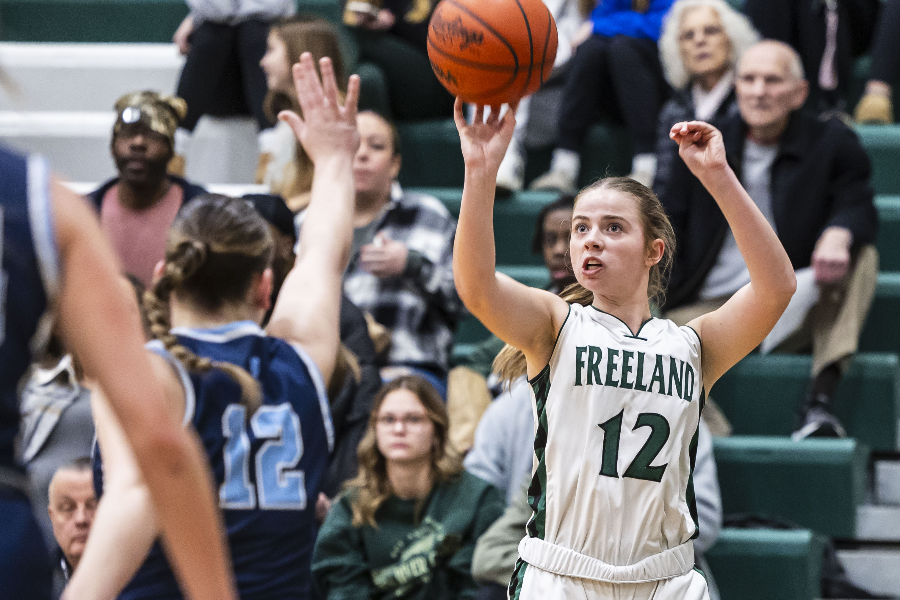 Freeland girls basketball hosts Sanford Meridian - mlive.com