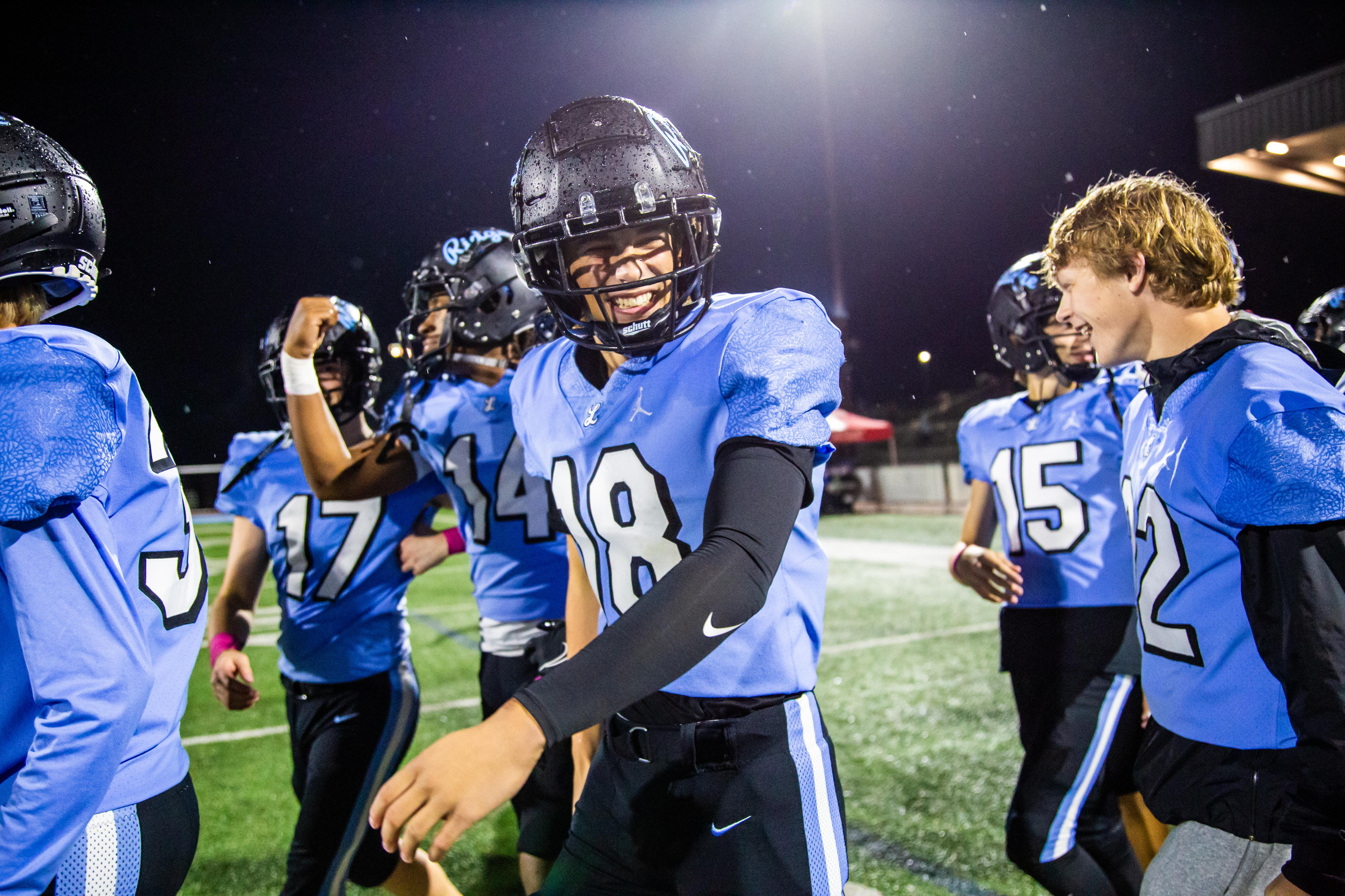 Oregon high school football: Lakeridge Pacers vs Oregon City Pioneers ...