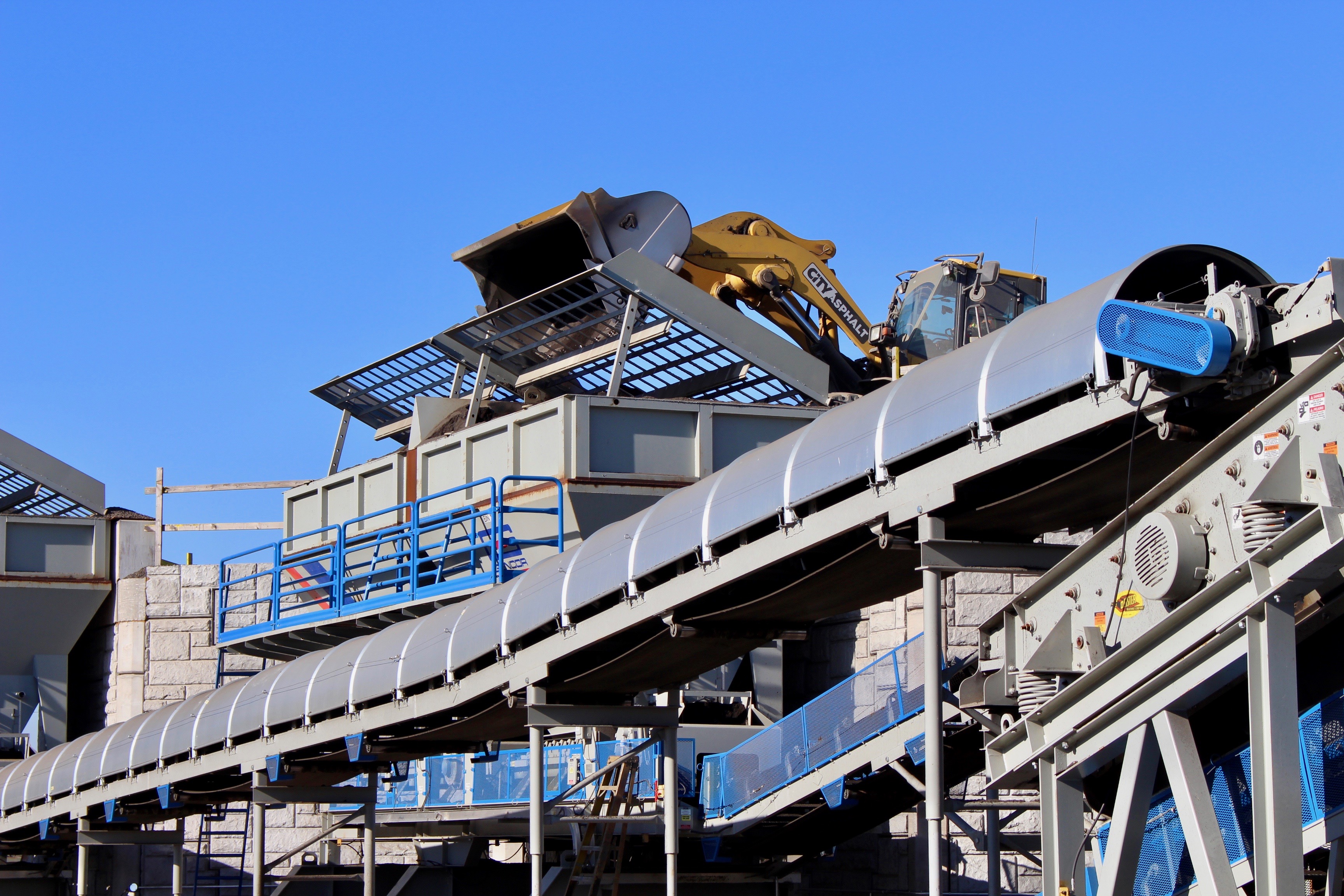 City Asphalt plant paving a smoother future for Staten Island - silive.com