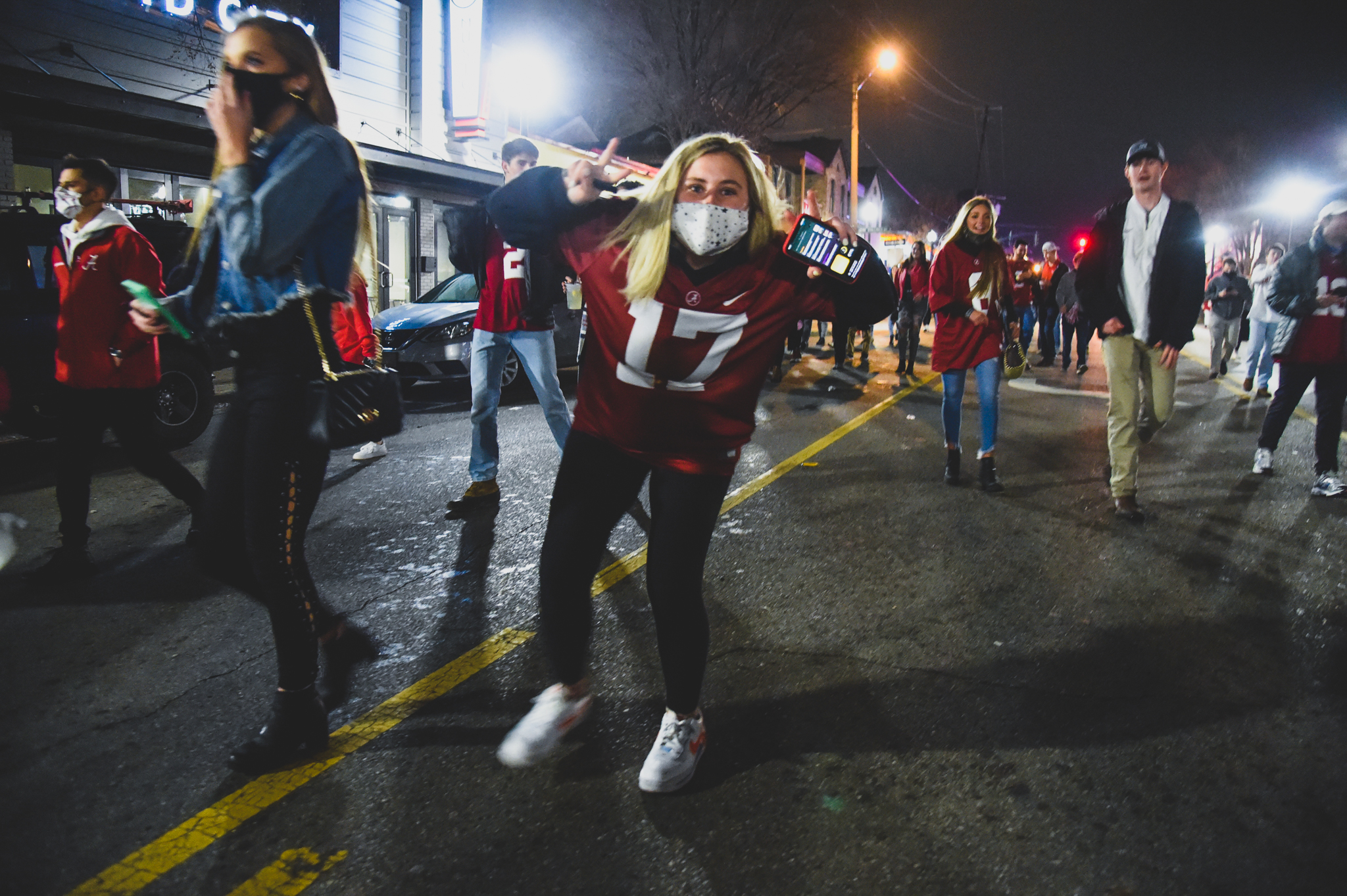 Alabama Fans Celebrate on Strip 2021 - al.com