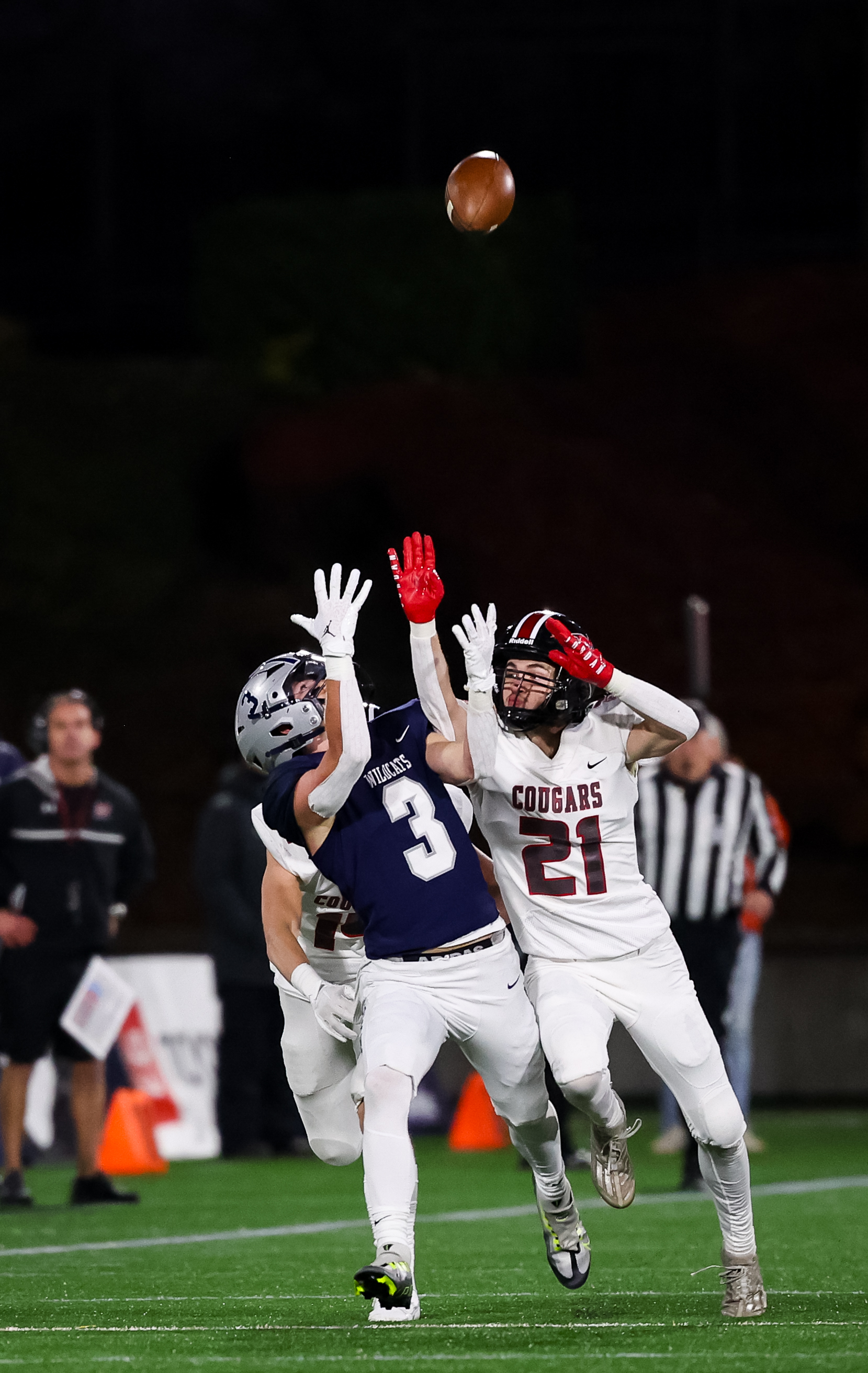 OSAA Class 5A football state championship game: Wilsonville Wildcats vs ...