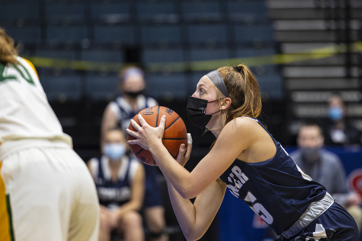 Fowler girls defeat Carney-Nadeau 61-37 to advance to D4 state ...