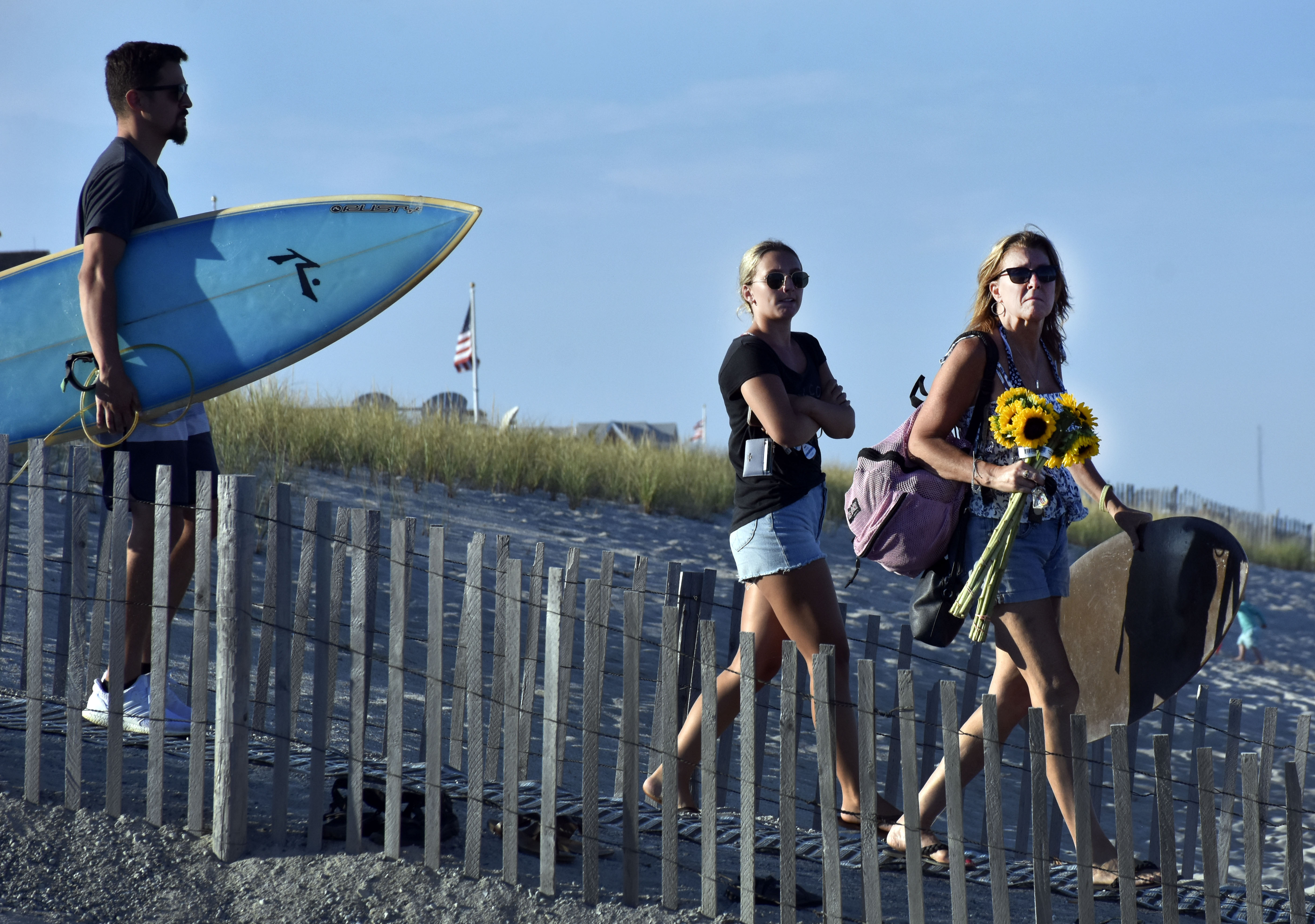 Surfing ‘paddle out’ honors young N.J. couple killed in road trip crash ...