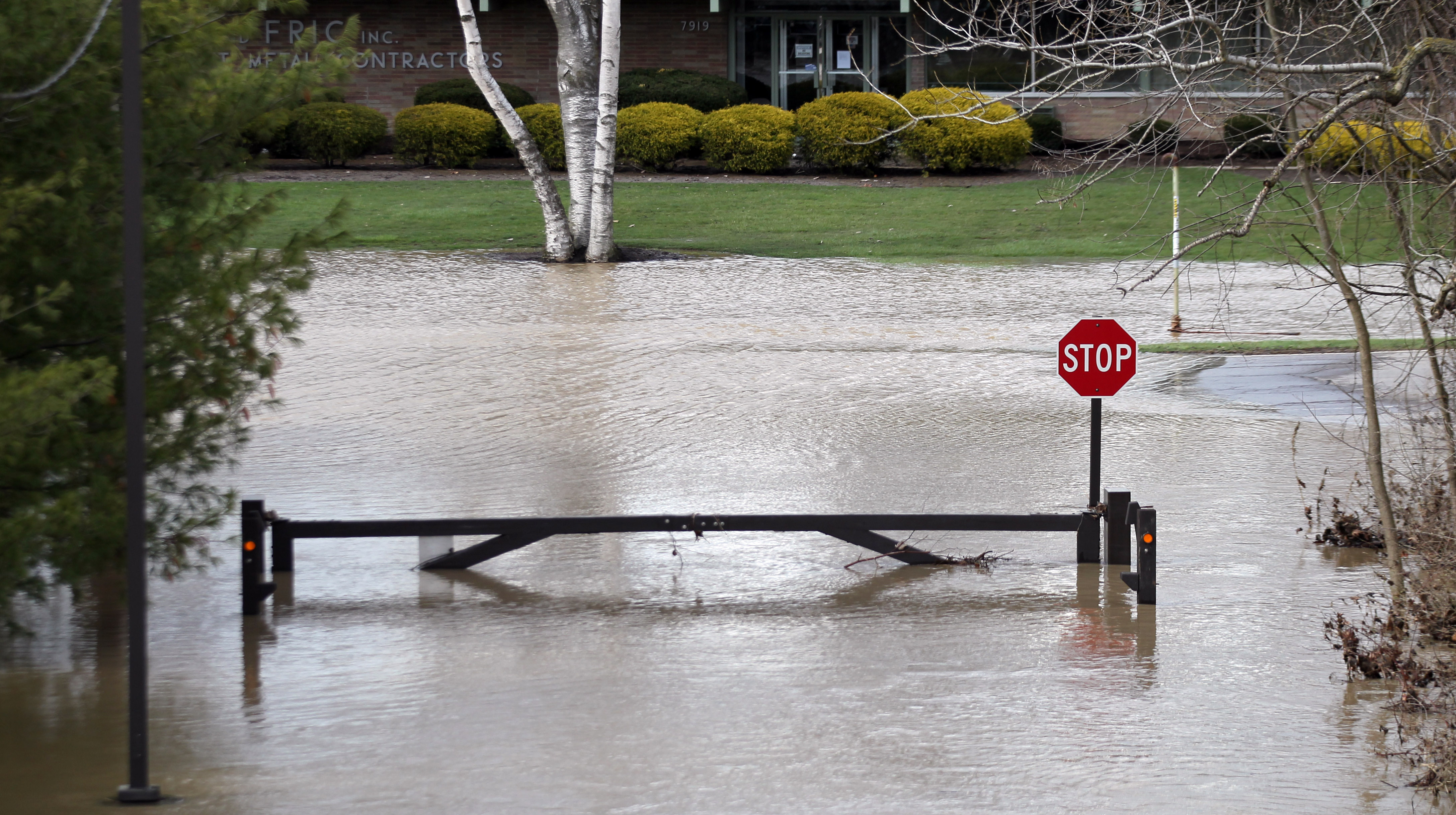 Heavy rains lead to flooding in northeast Ohio, March 29, 2020 ...