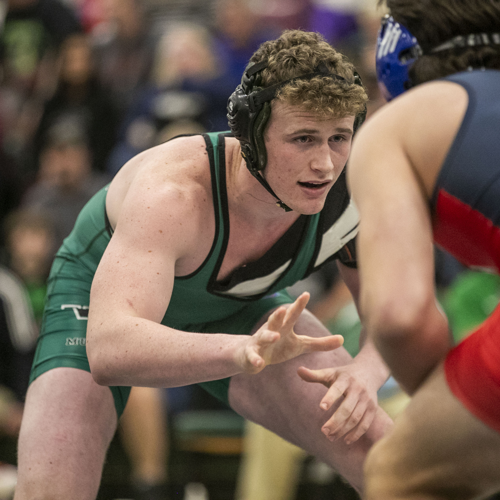 Finals of the 2021 Carlisle Christmas Classic Wrestling tournament ...