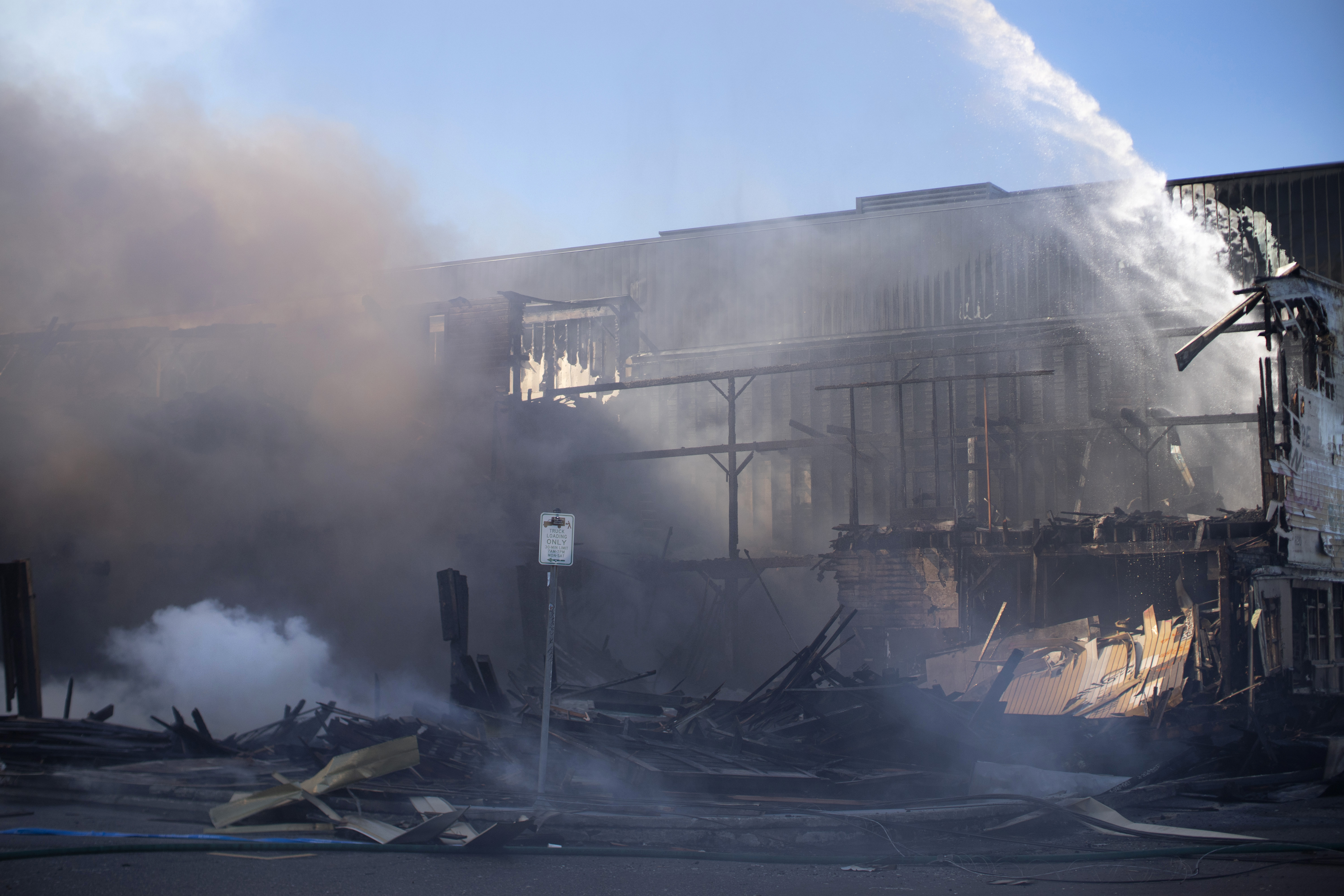 Warehouse fire Sept. 24 - oregonlive.com
