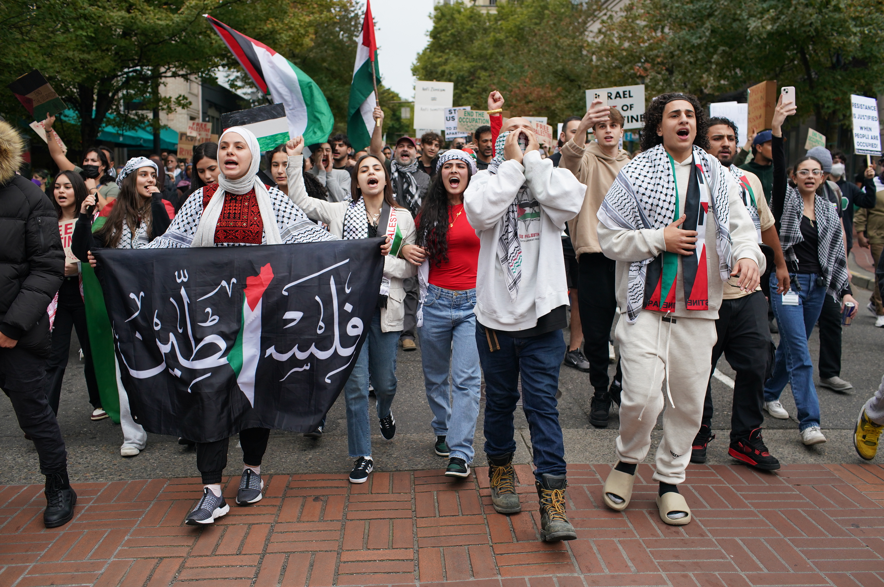 Hundreds gather for Palestine demonstration in downtown Portland ...