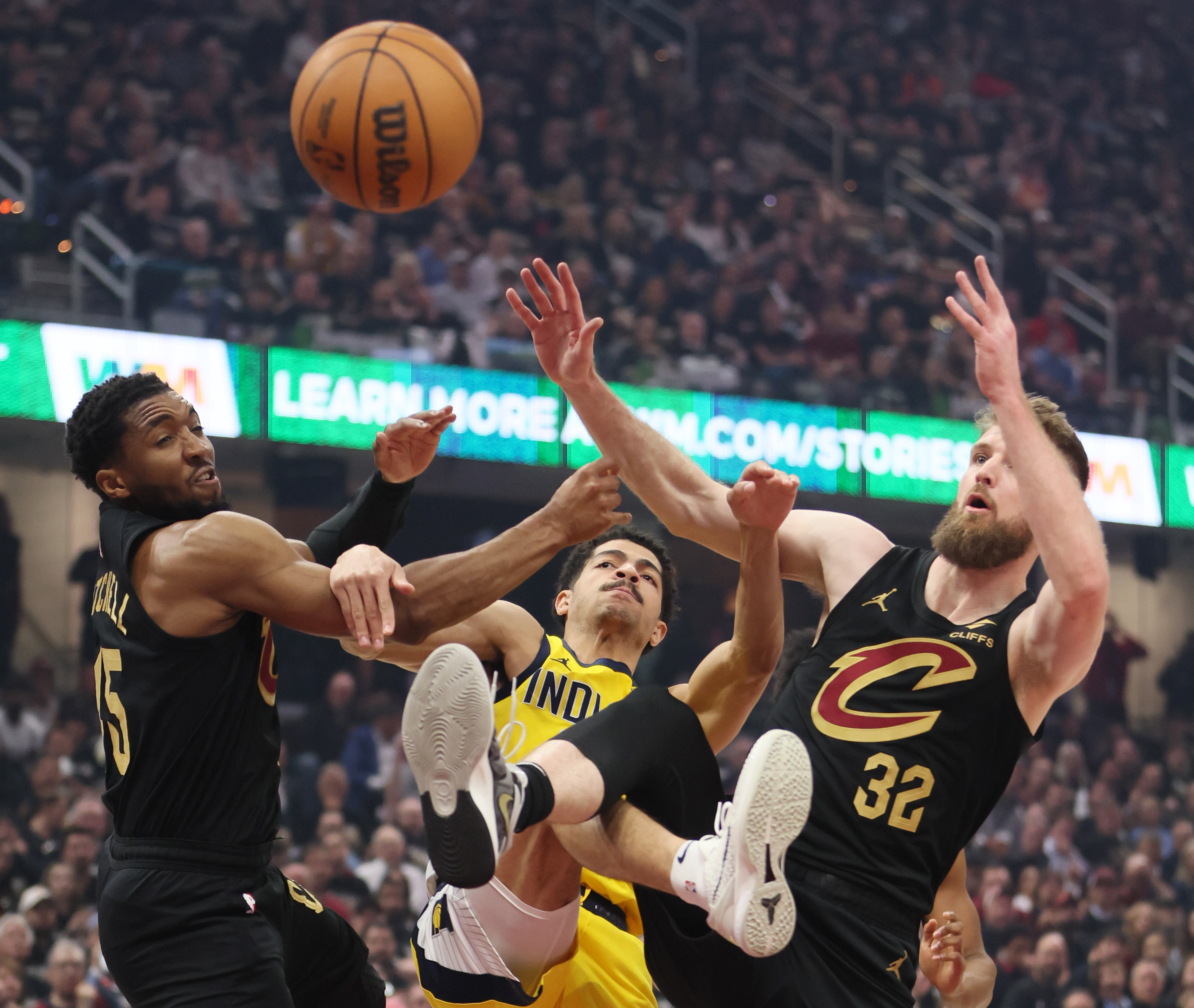 Cleveland Cavaliers vs. Indiana Pacers in game 5 of the Eastern ...