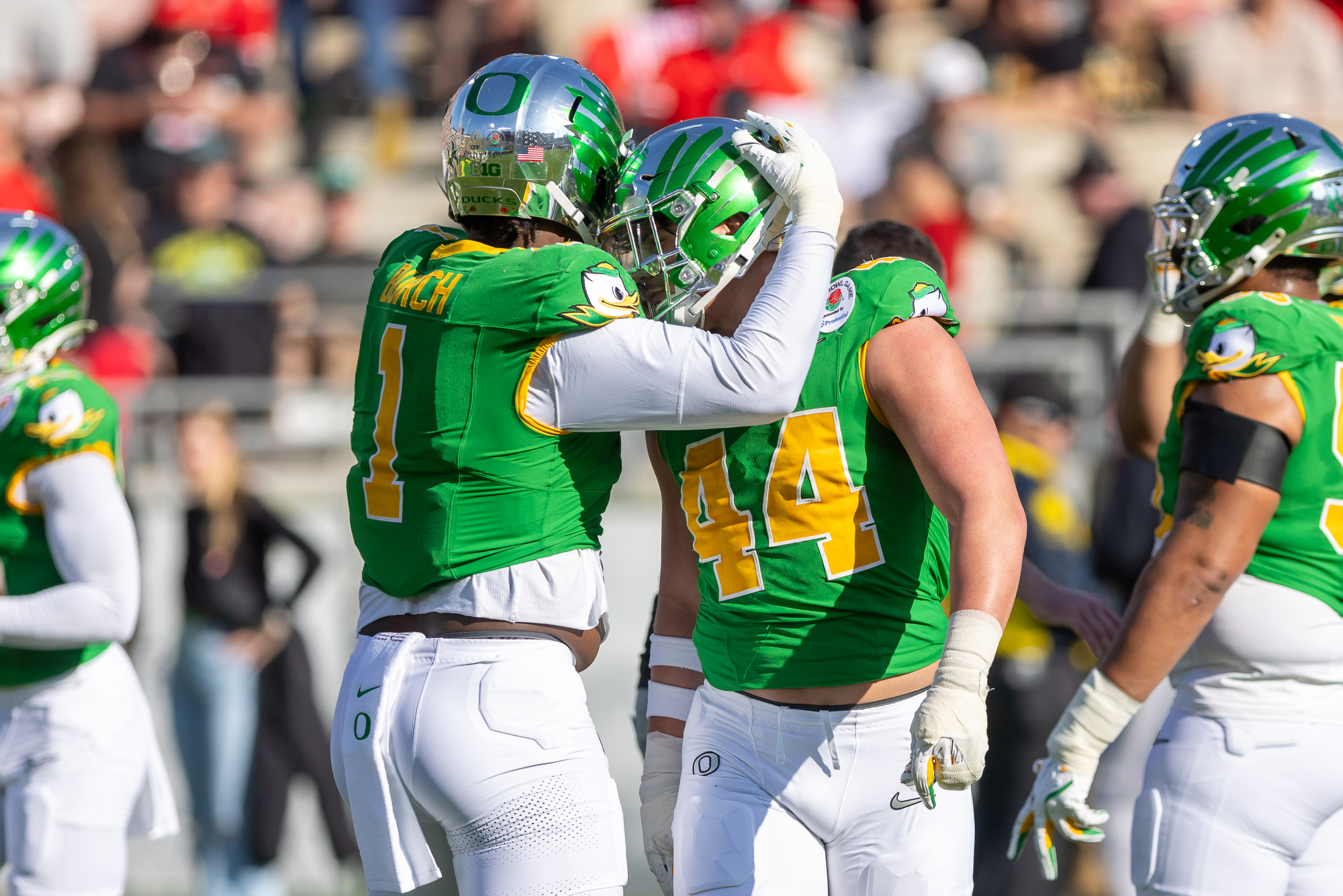 No. 1 Oregon Ducks vs. No. 8 Ohio State Buckeyes CFP quarterfinal at ...