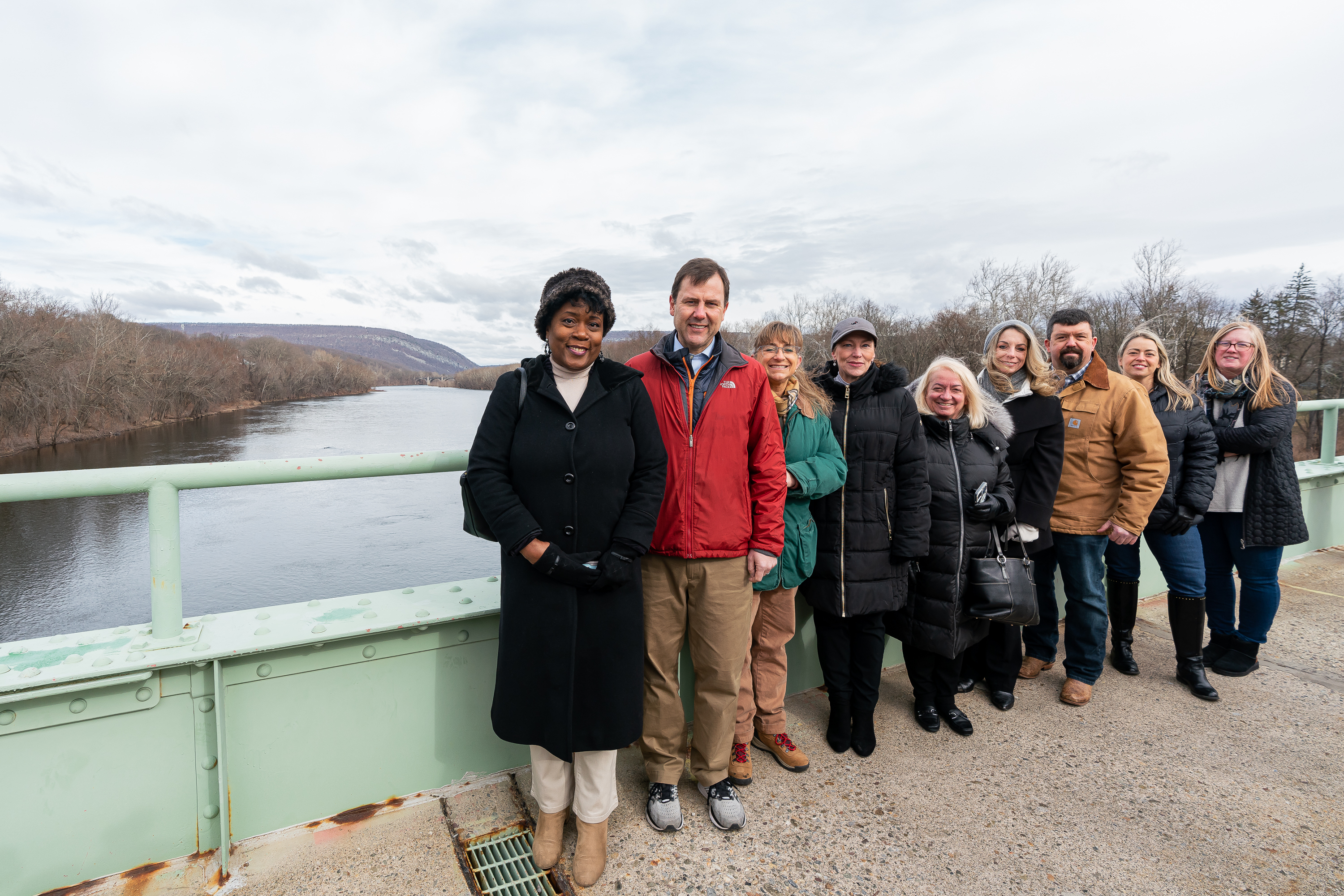 Congressional representatives take part in tour of I-80 Delaware Water ...