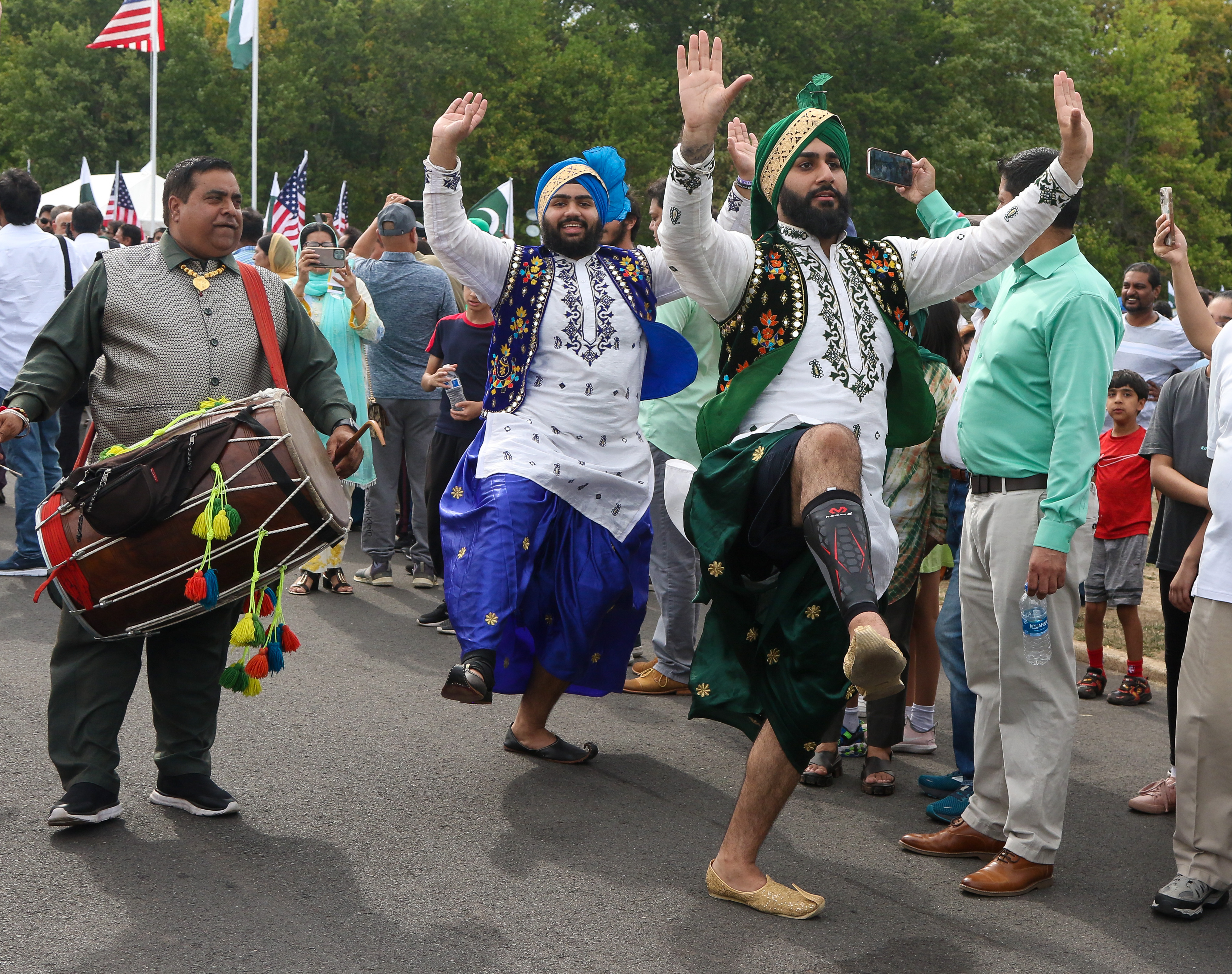 Pakistan Day Parade in Edison on August 21, 2022. - nj.com