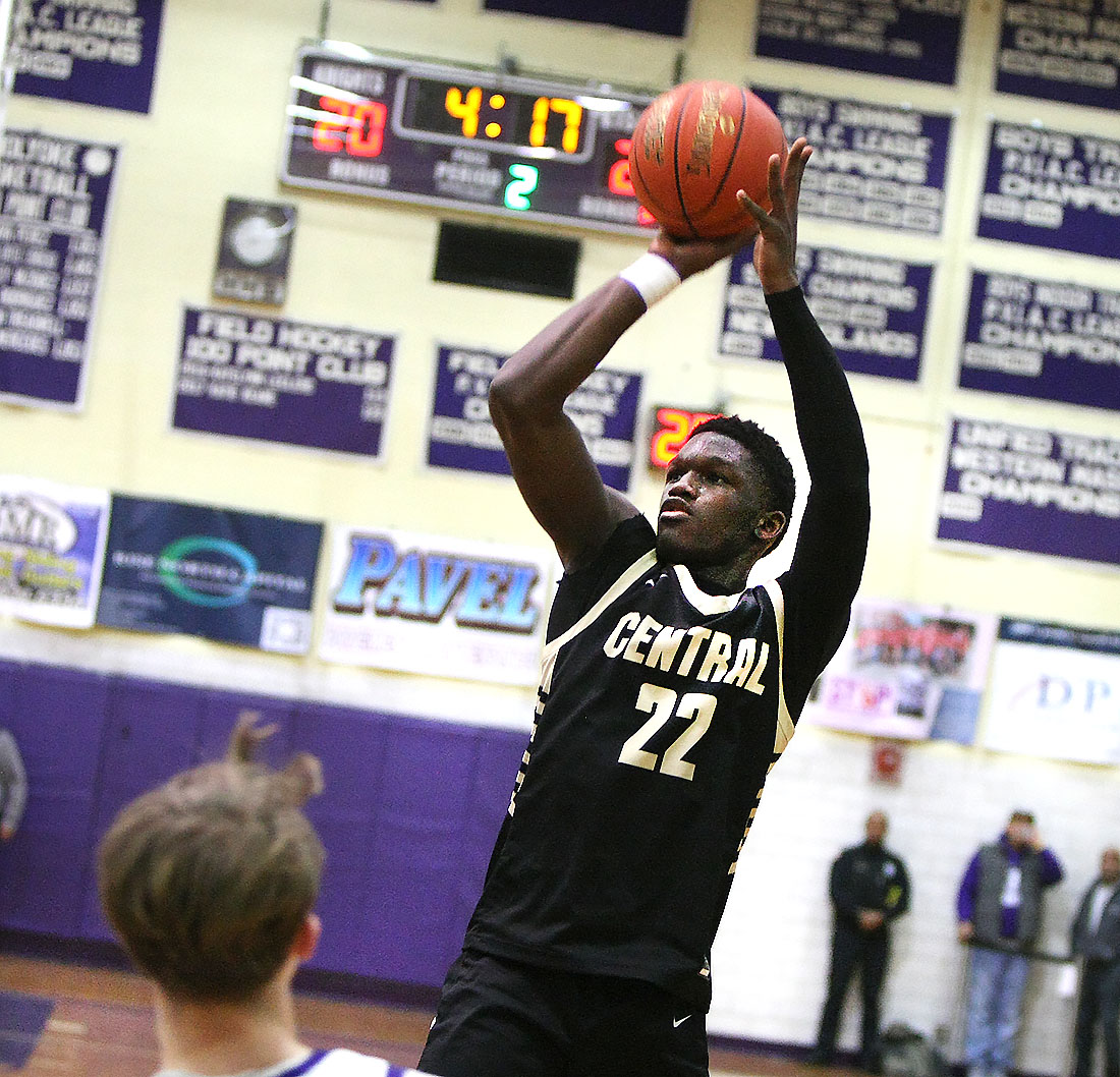 Central vs Holyoke boys Basketball 1/6/25 - masslive.com