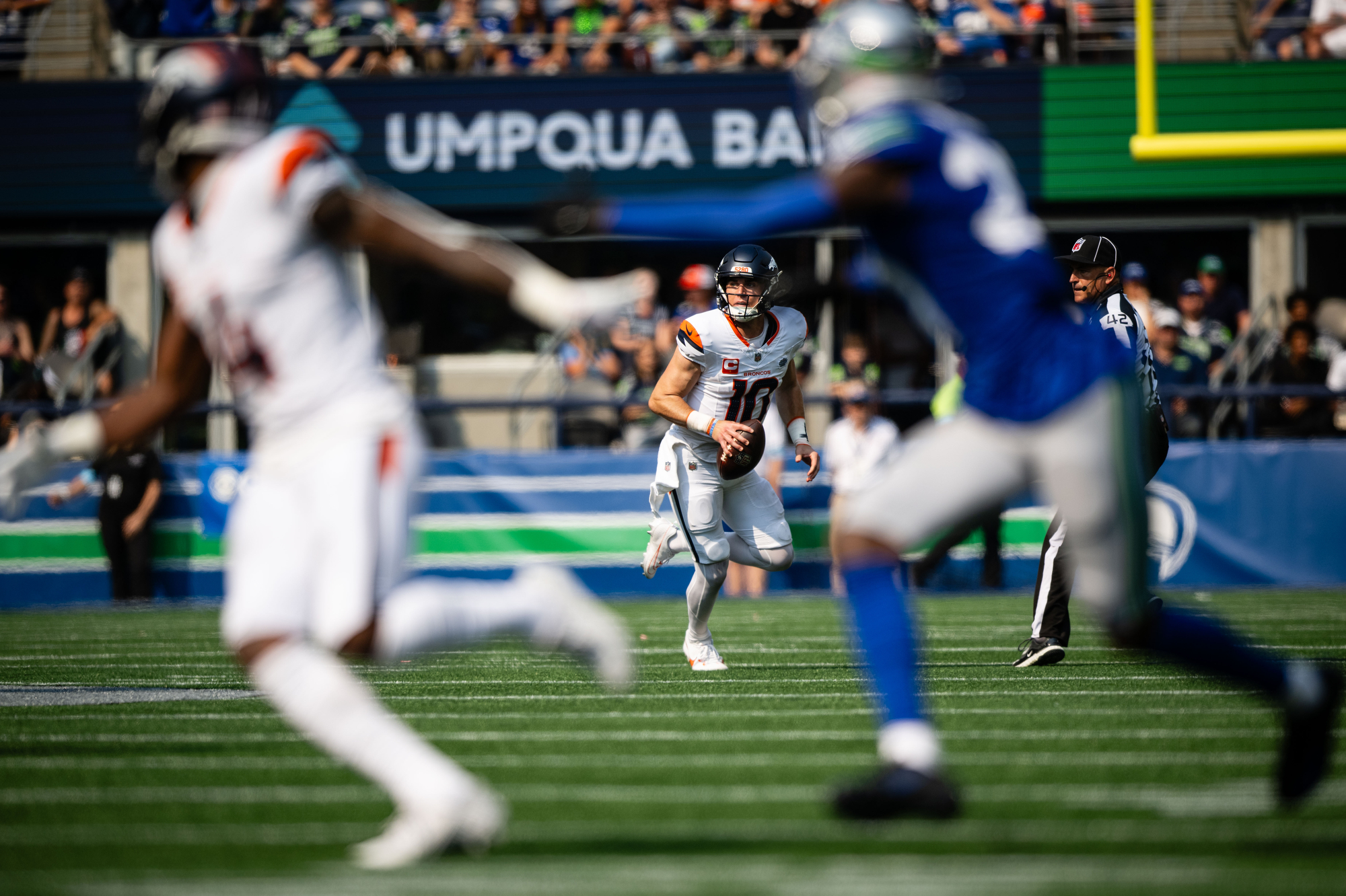 Bo Nix makes NFL debut with Denver Broncos - oregonlive.com