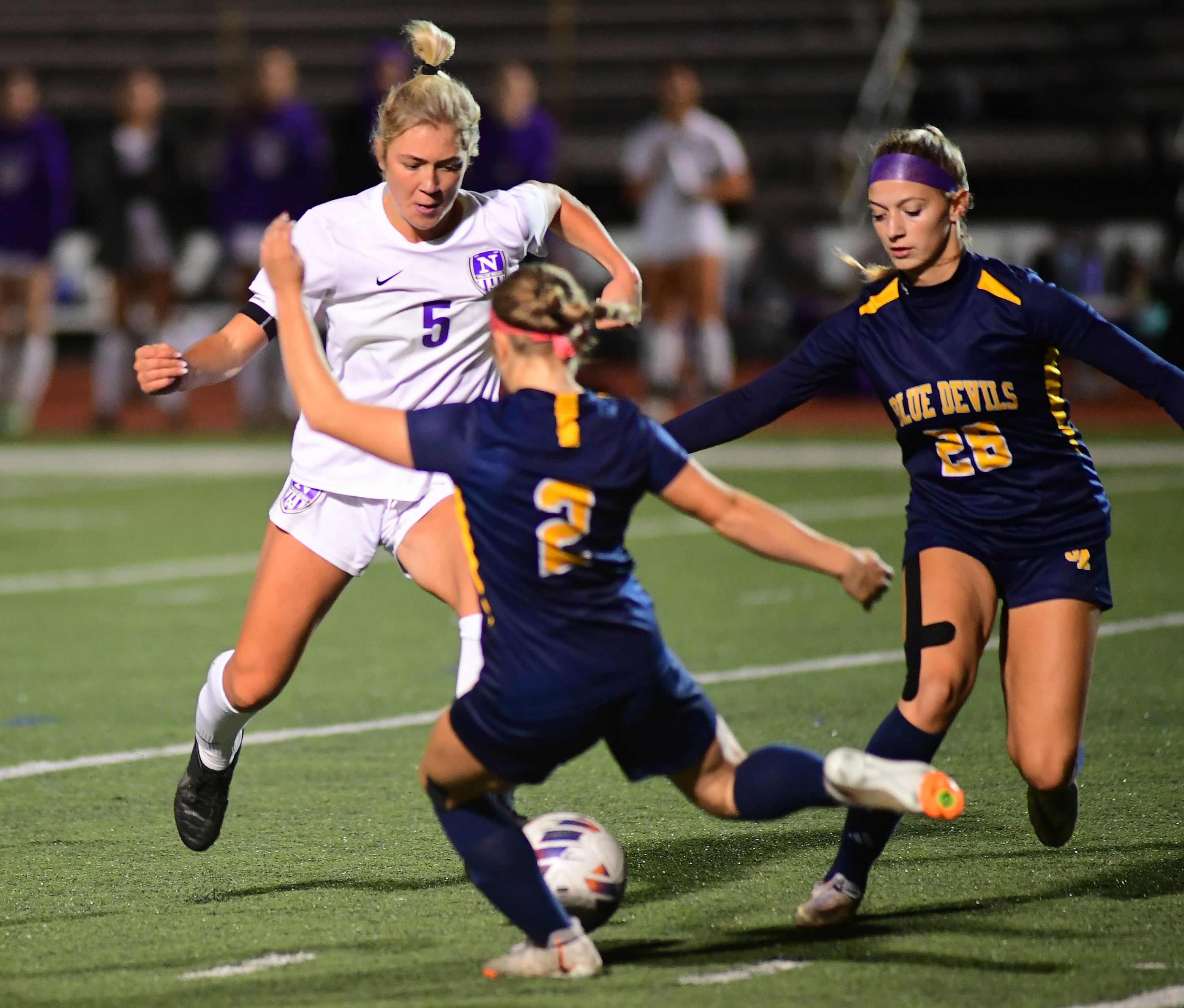 Northern girls play Greencastle-Antrim in soccer - pennlive.com