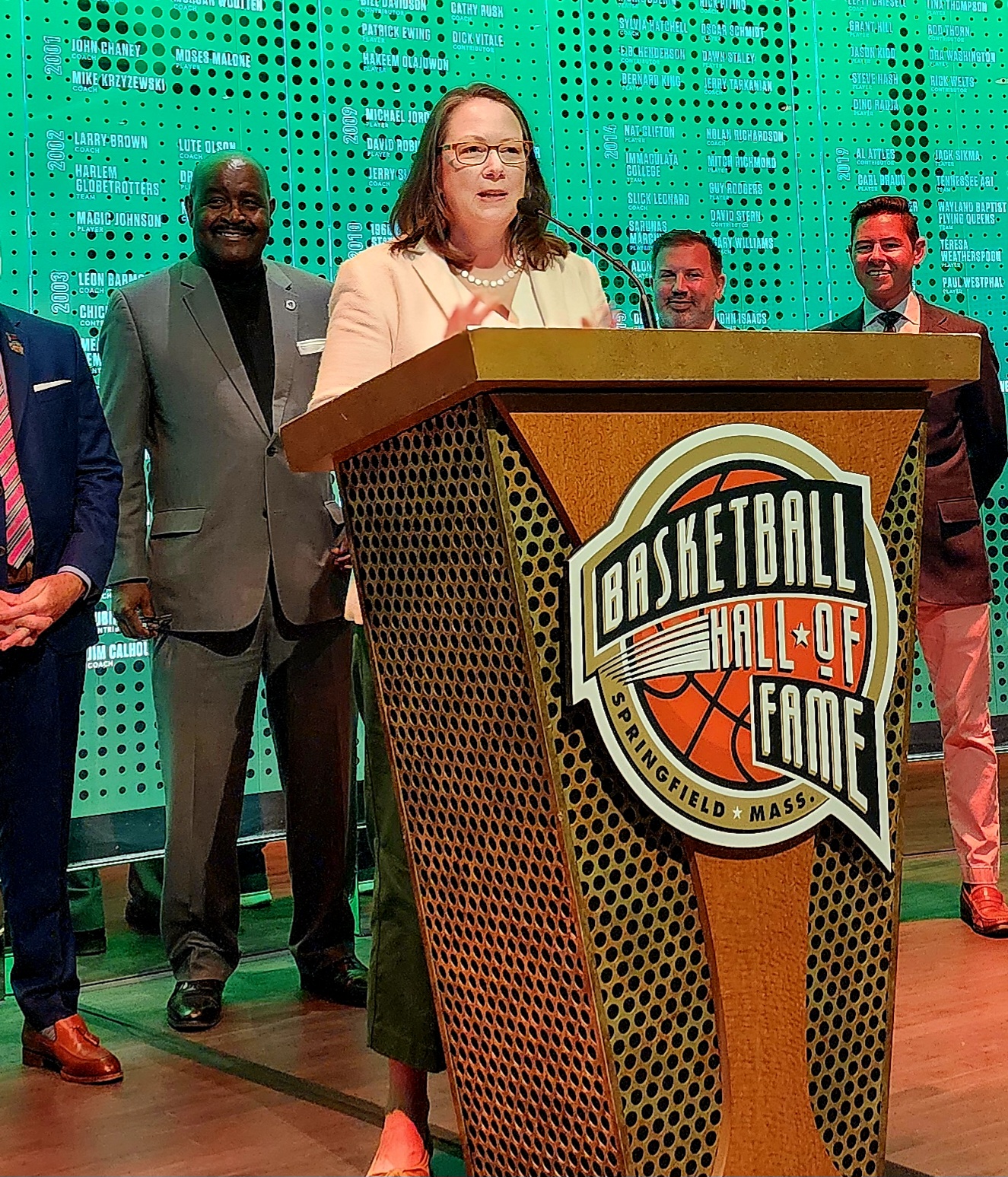 Naismith Basketball Hall of Fame opens bank vault of Boston Celtics ...