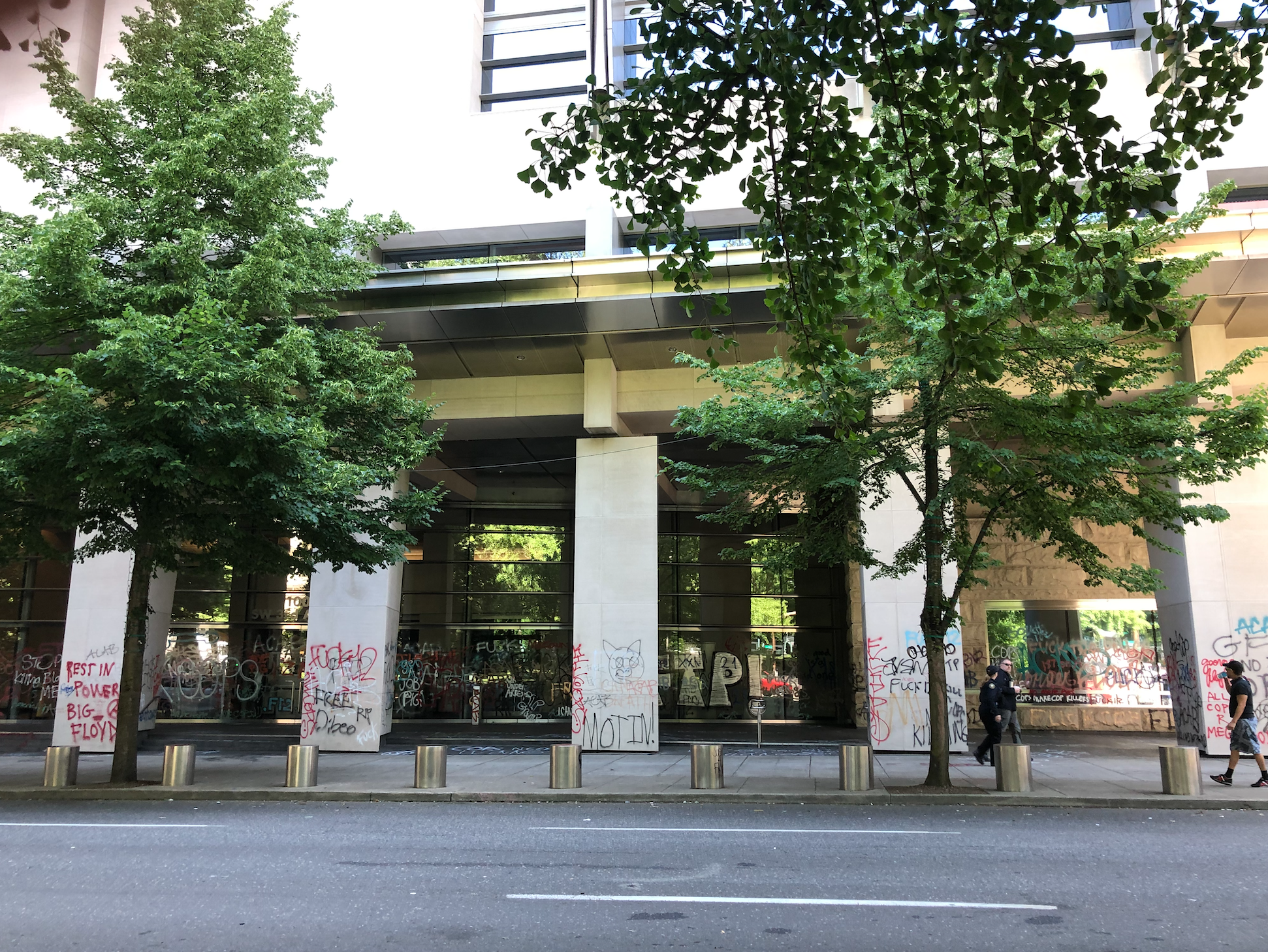 Mark O. Hatfield Courthouse, June 1, 2020 - oregonlive.com