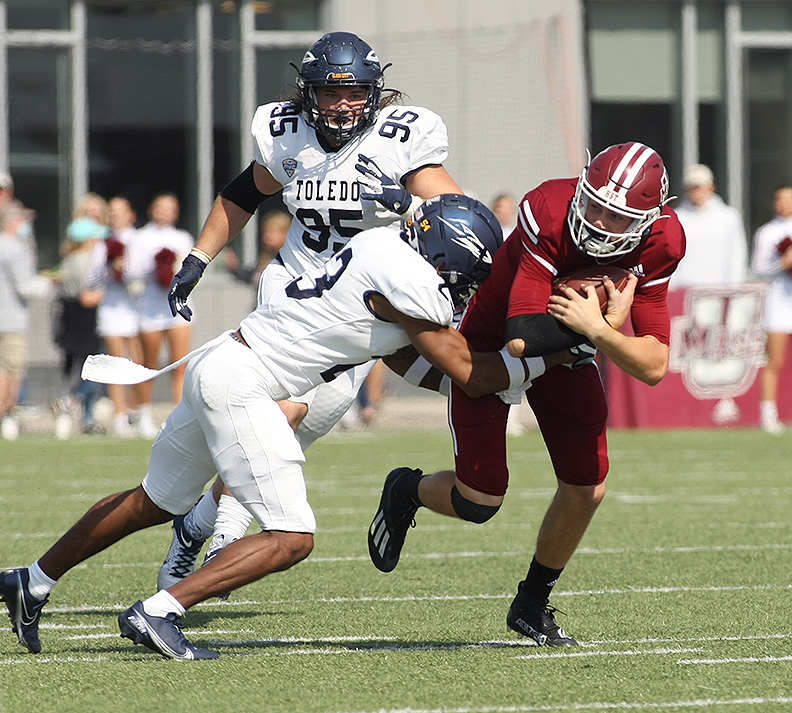 UMass Football vs Toledo 10/2/21 - masslive.com