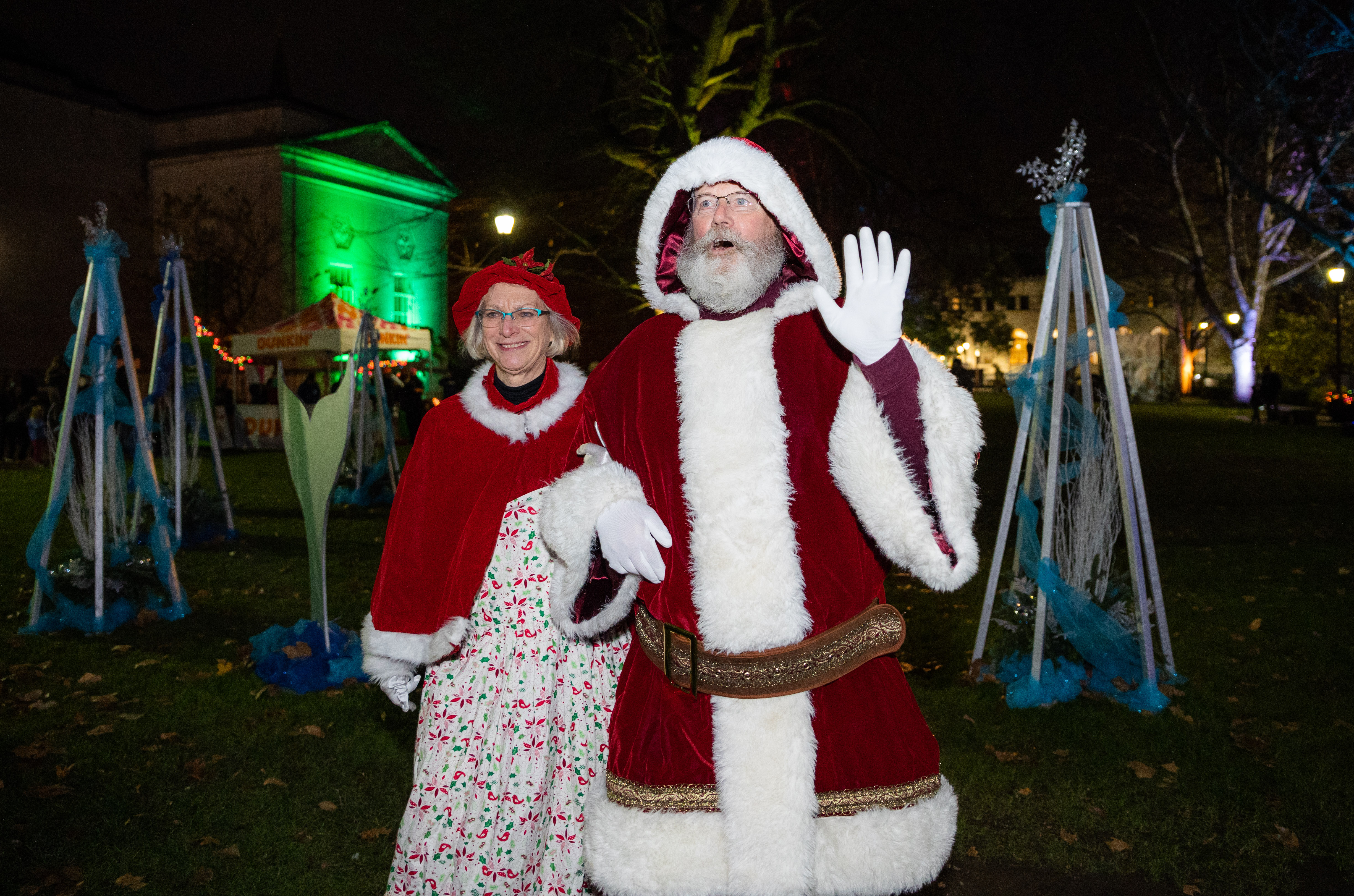 Springfield celebrates holiday season with lighting events - masslive.com