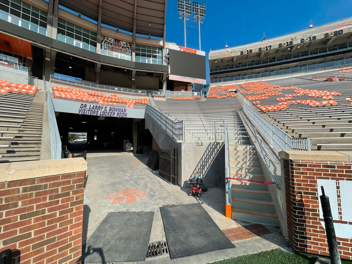 Clemson locker room - al.com