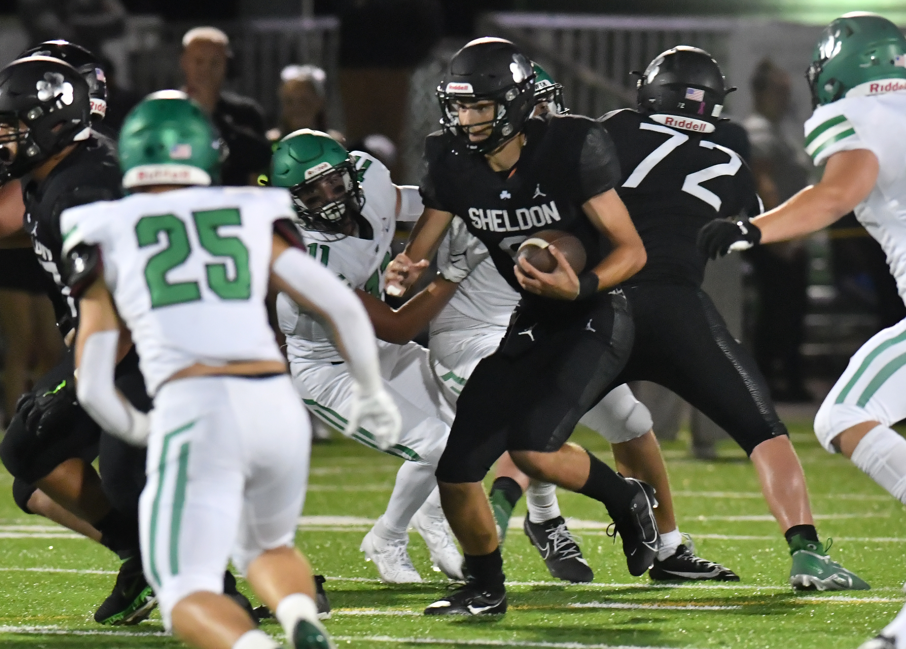 Oregon high school football: West Linn Lions vs Sheldon Irish ...