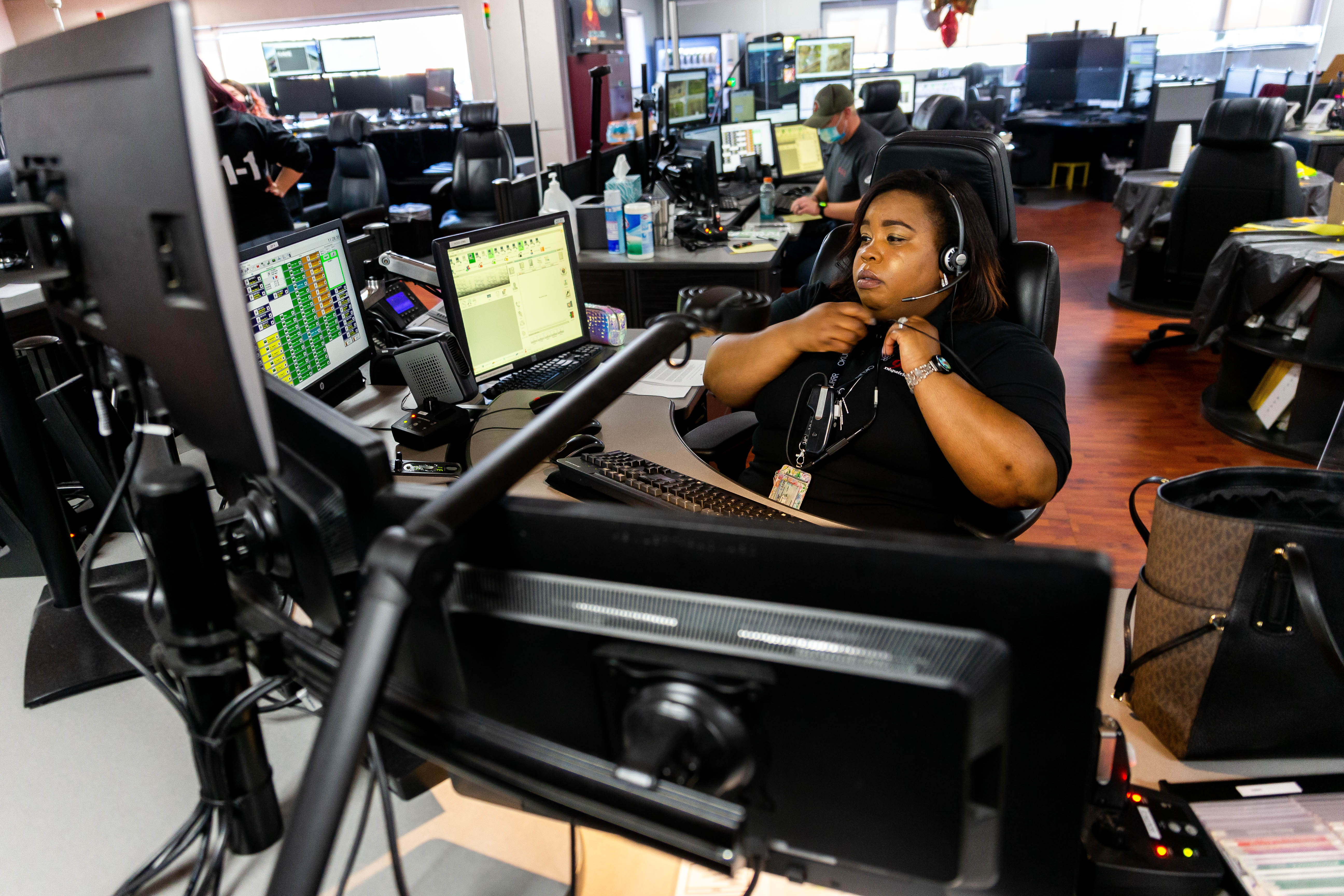 Genesee County 9-1-1 dispatch works to connect callers with emergency ...