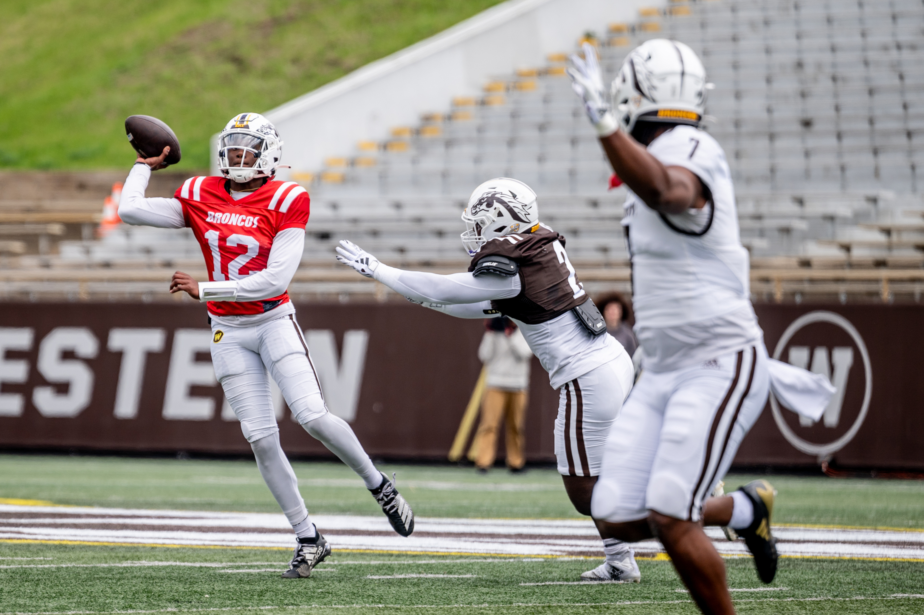 Western Michigan football hosts 'Spring Showcase' - mlive.com