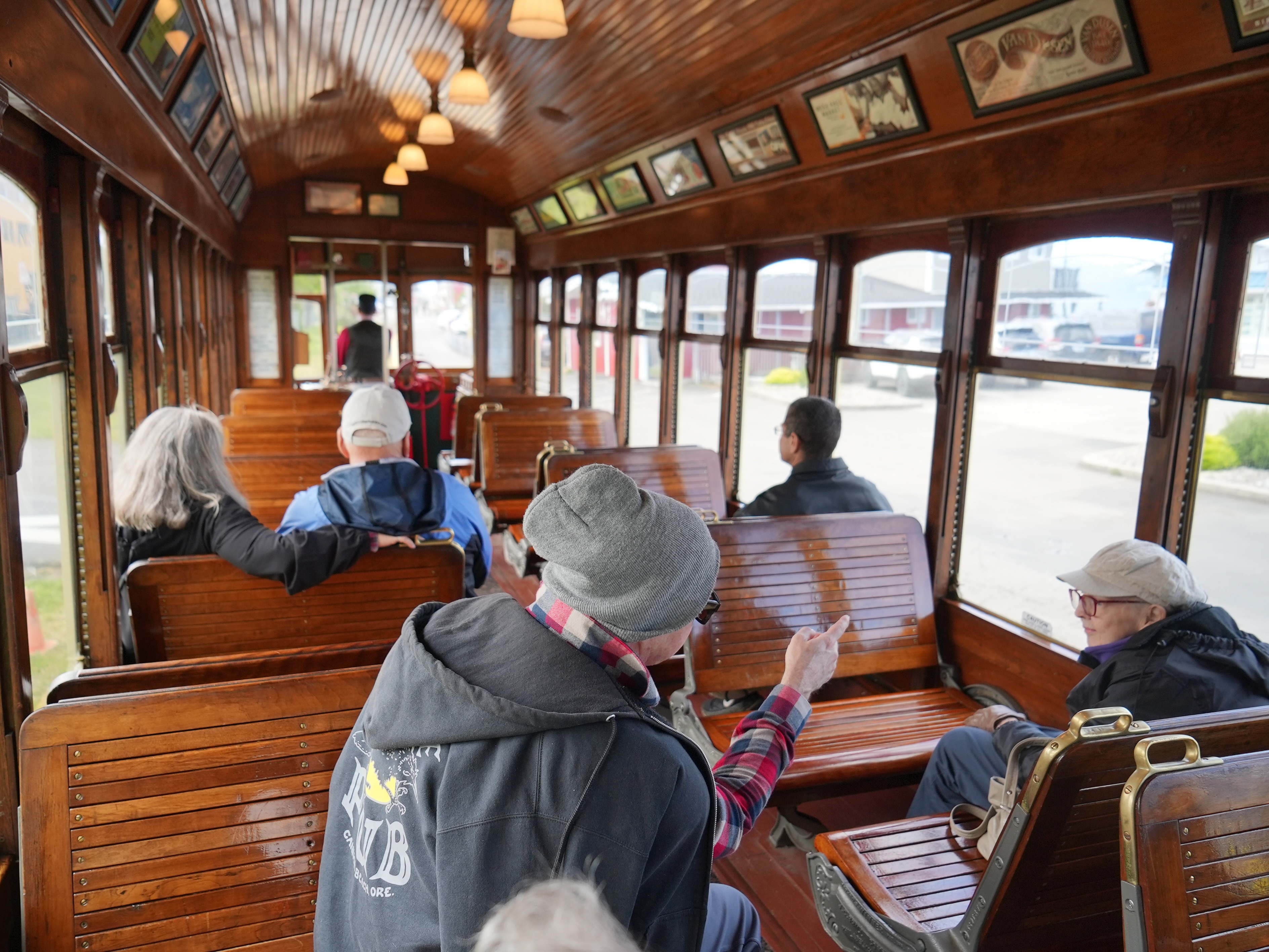 Astoria Riverfront Trolley - oregonlive.com