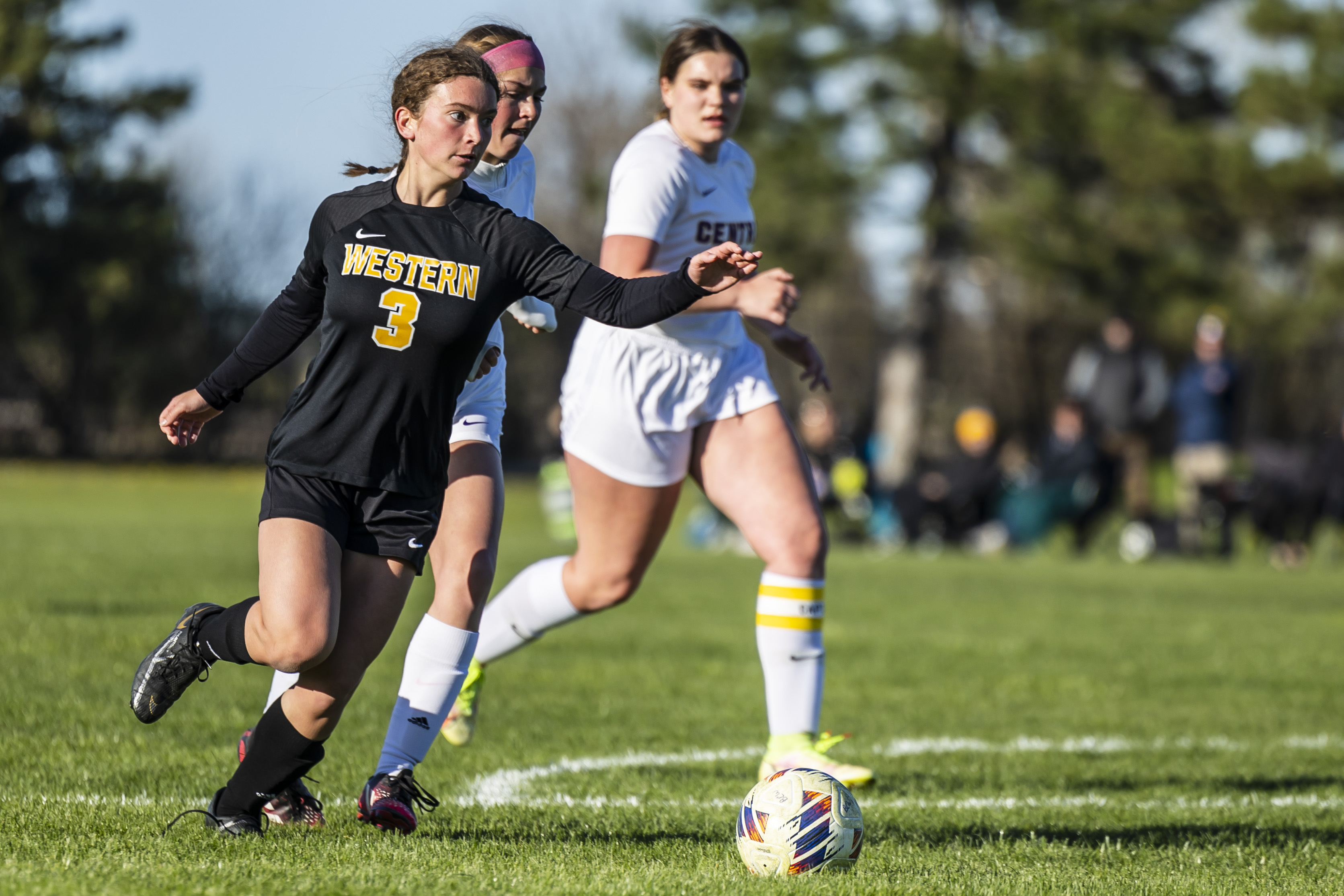 Bay City Western hosts Bay City Central in girls soccer game - mlive.com