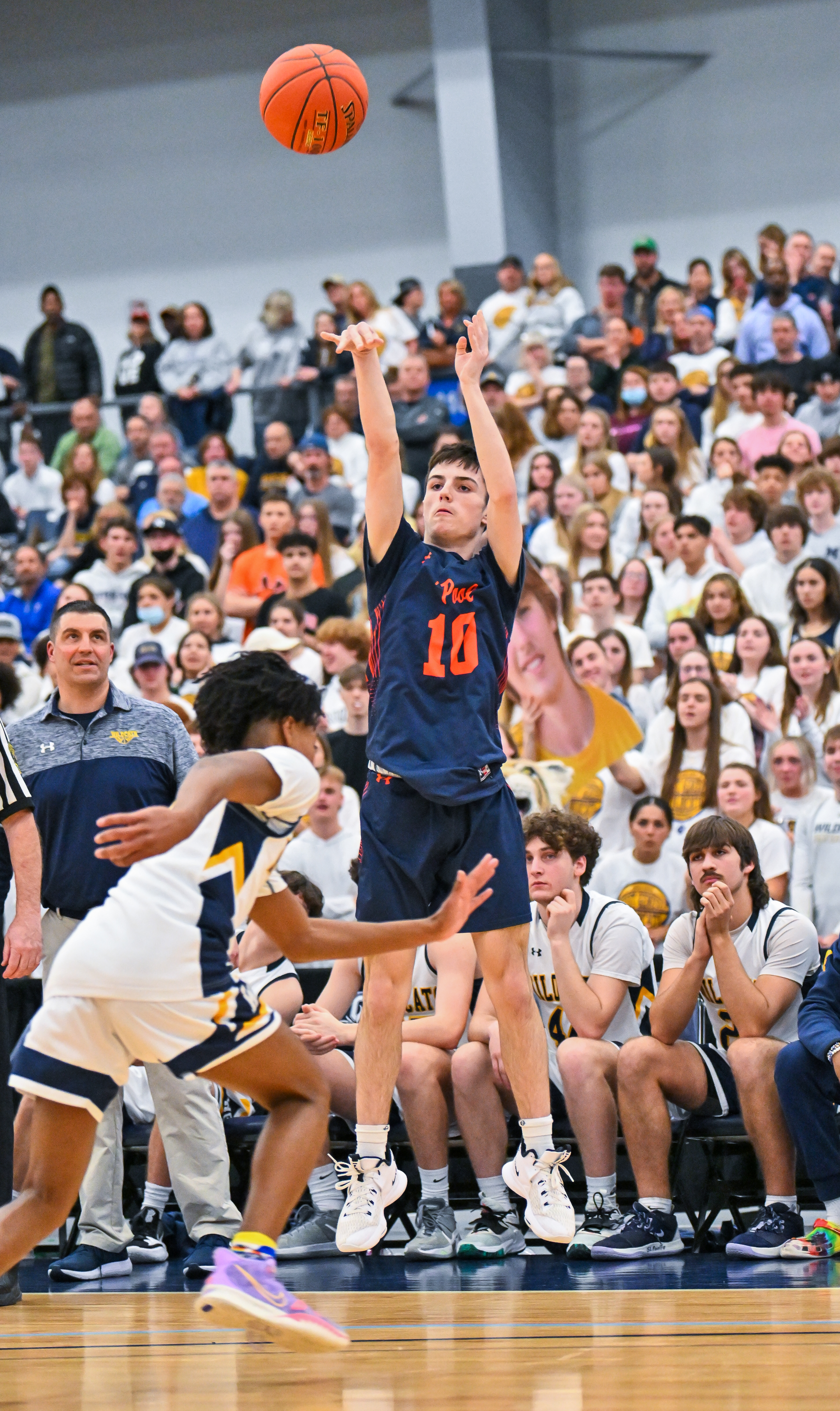 West Genesee vs. Liverpool Section III Class AA boys basketball ...