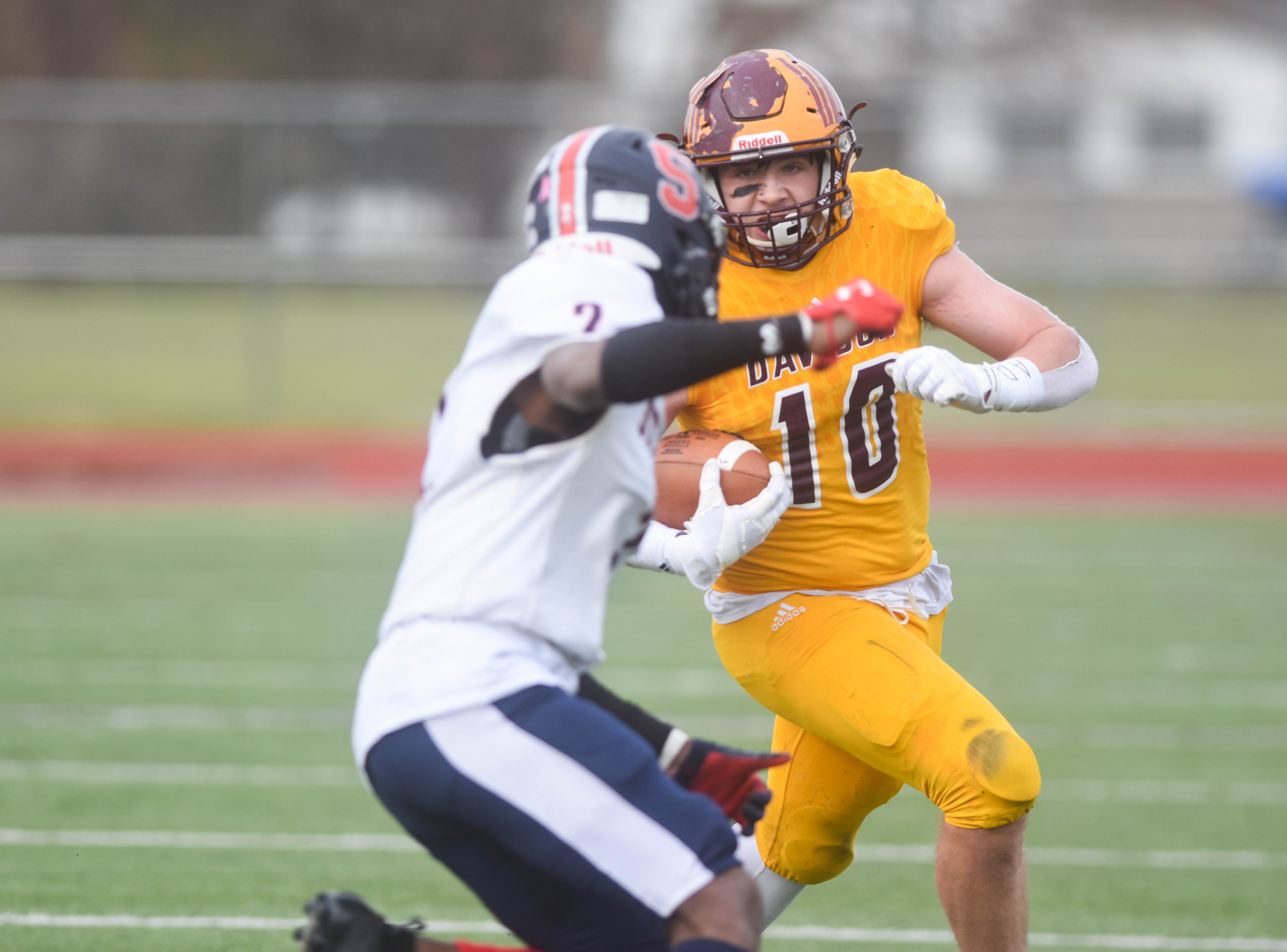 Davison takes on Sterling Heights Stevenson in Division 1 football ...