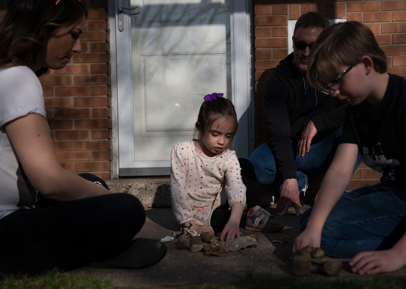 Mothers navigate work and life amid COVID-19 pandemic - mlive.com