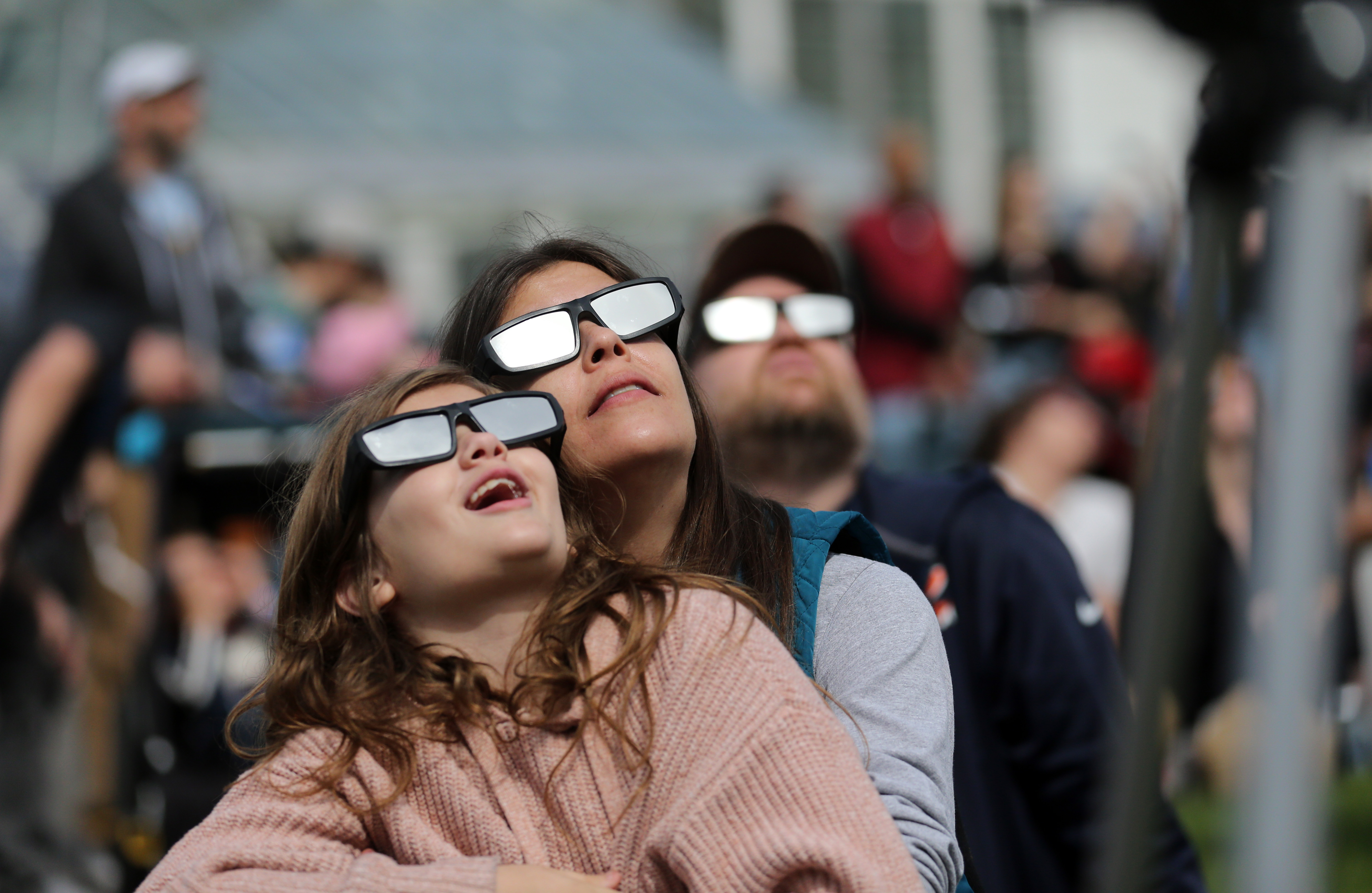 75 photos from Cleveland's total solar eclipse, April 8, 2024 ...