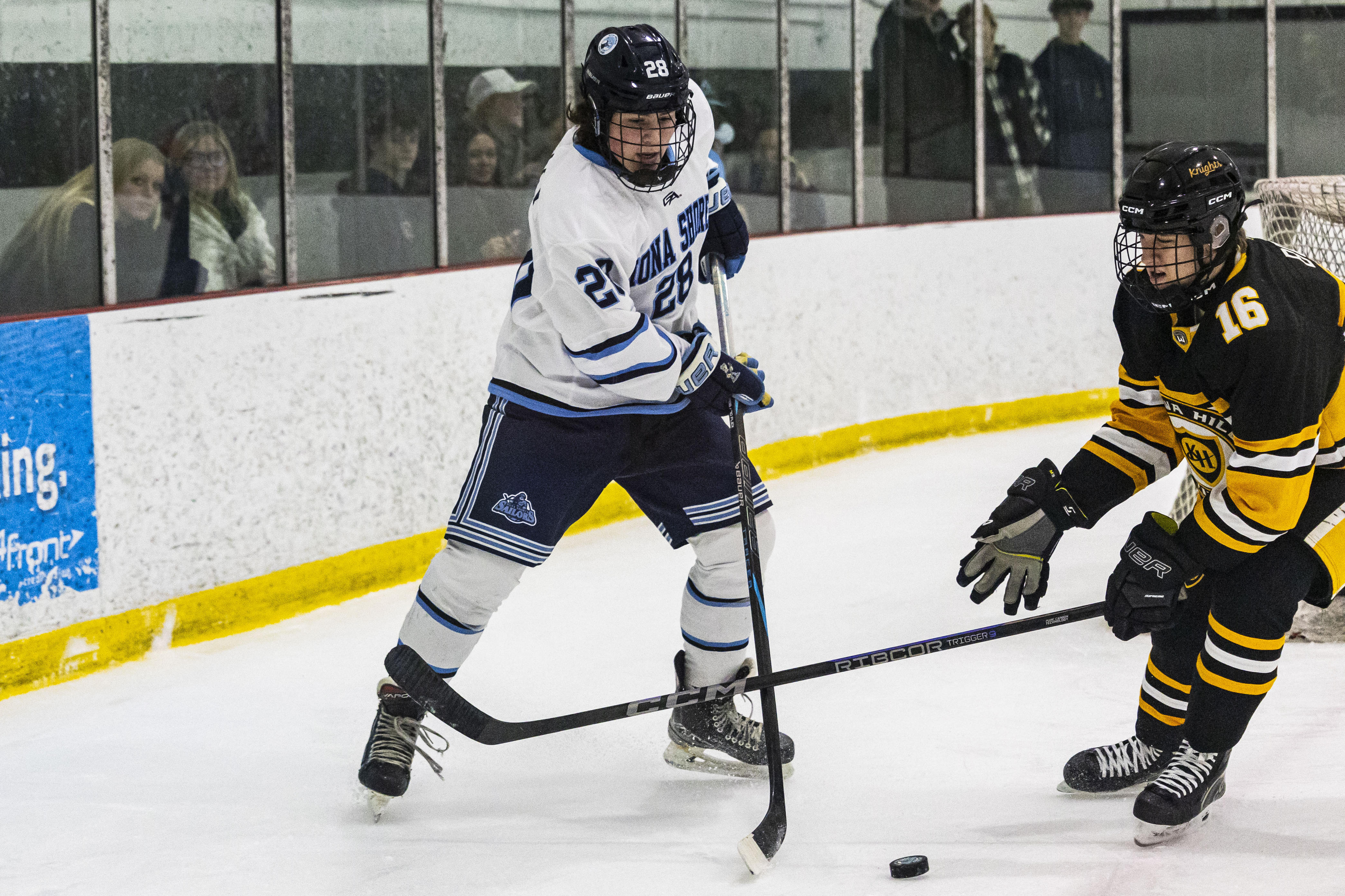 Mona Shores and Kenowa Hills go head-to-head in boys varsity hockey ...