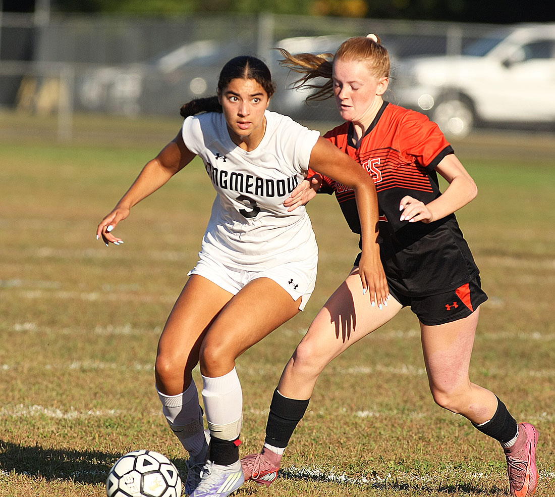 Longmeadow vs Belchertown girls Soccer 9/15/25 - masslive.com