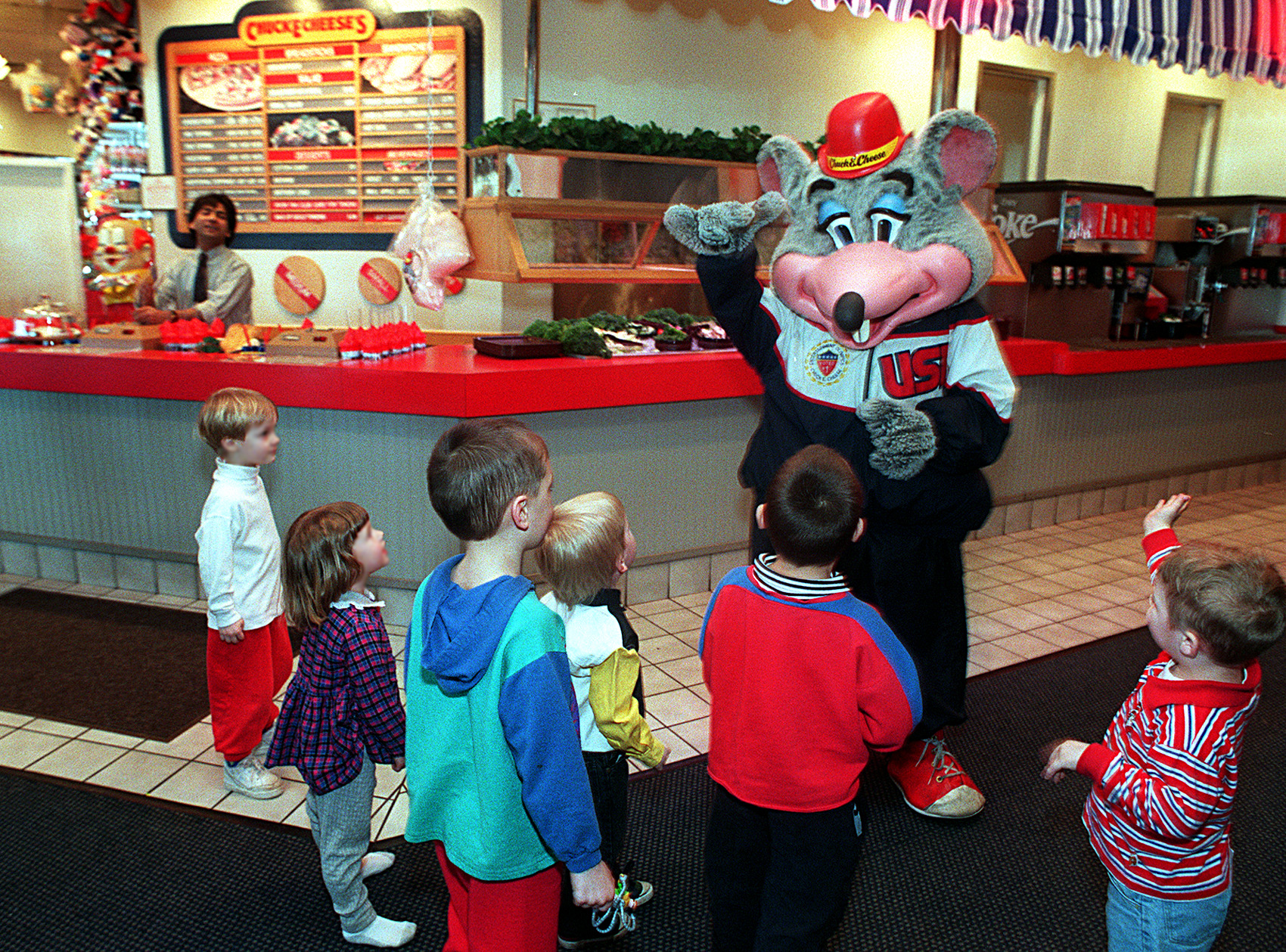 Vintage Photos: A look back at Chuck E. Cheese over the years ...