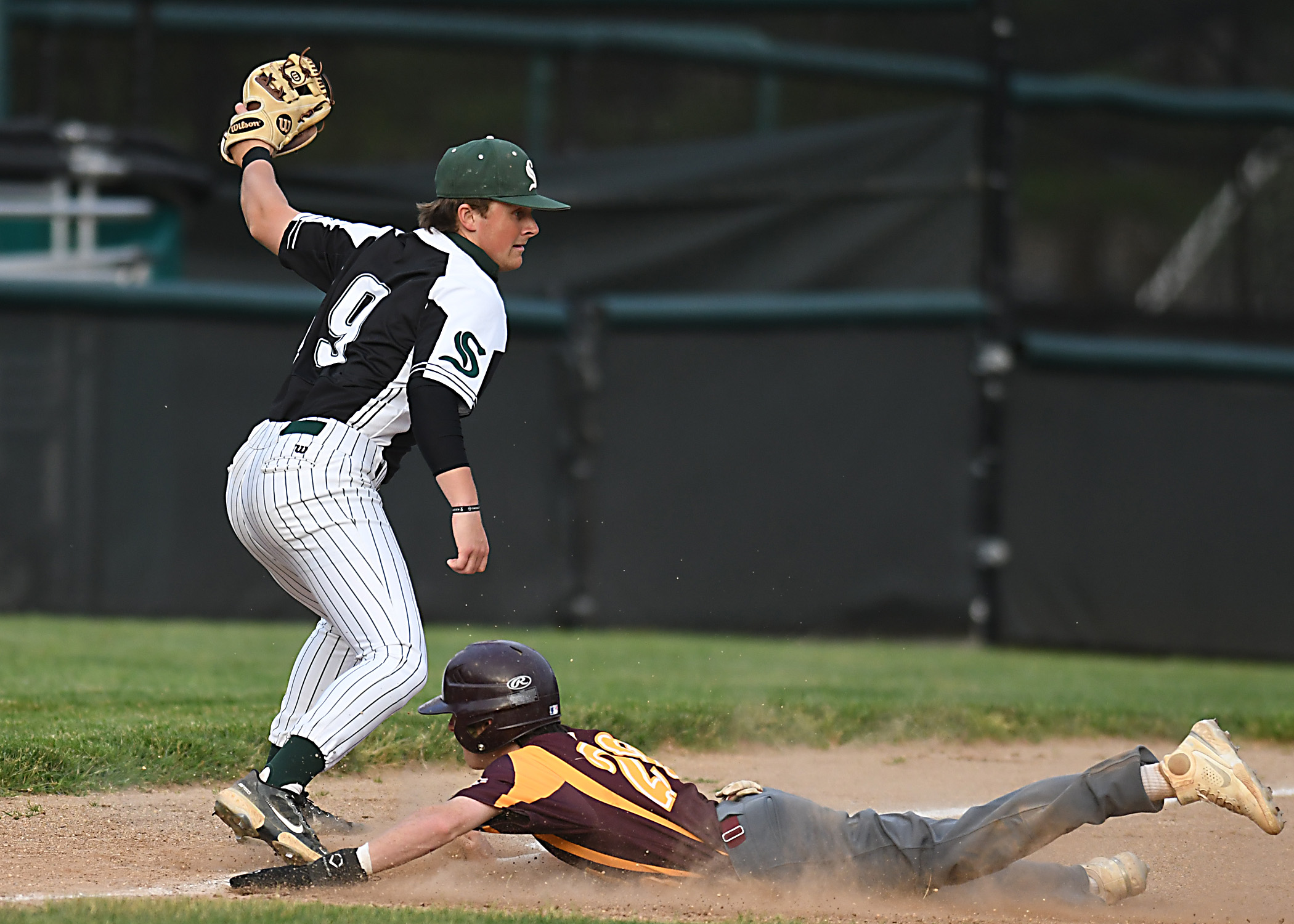 Steinert Baseball defeats Gloucester Catholic 3-2 on a game winning hit ...