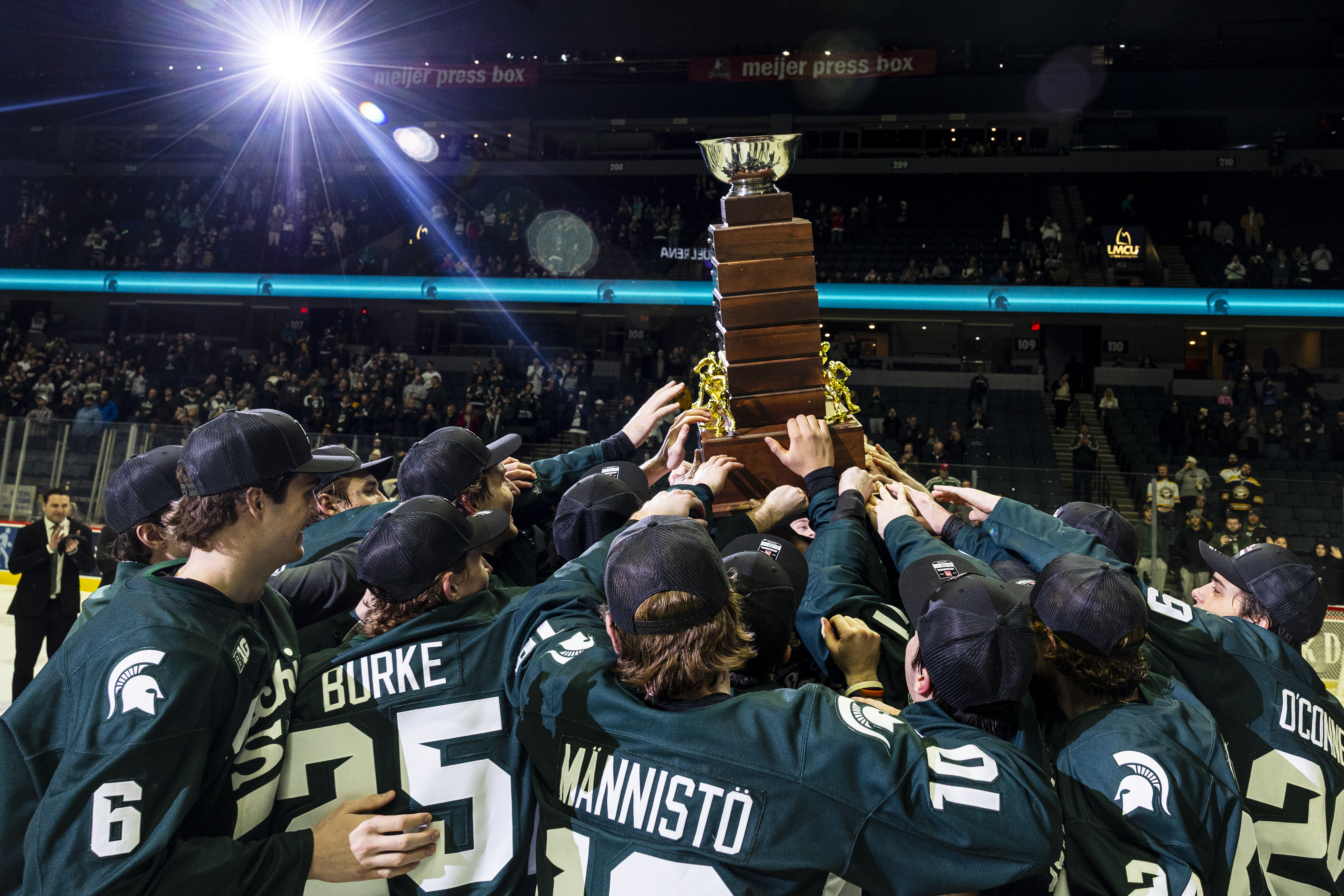 Michigan State defeats Michigan Tech in Great Lakes Invitational ...