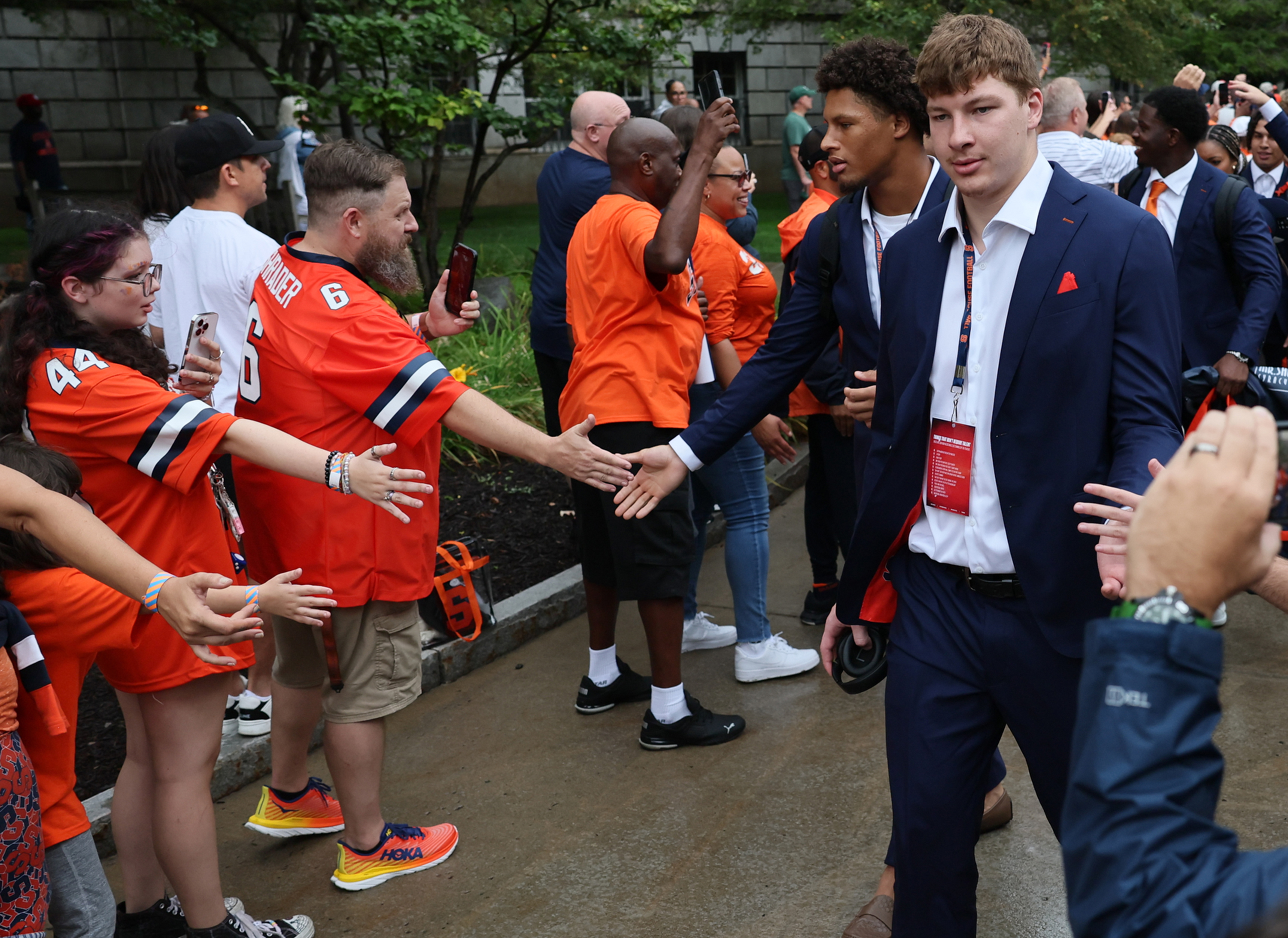 Syracuse Orange football vs. Ohio: Pregame tailgates and team walk ...