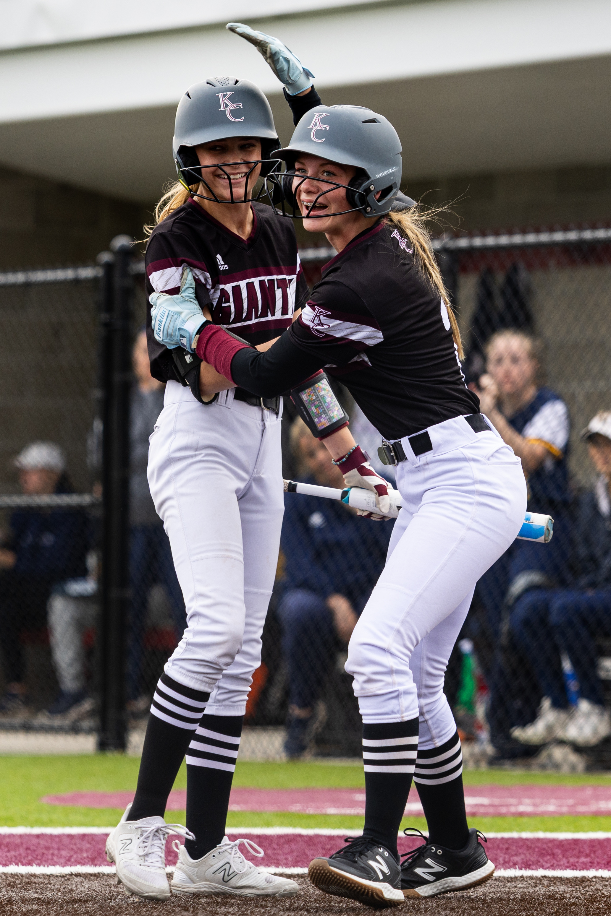Undefeated Kalamazoo Central softball hosts Mattawan in double-header ...